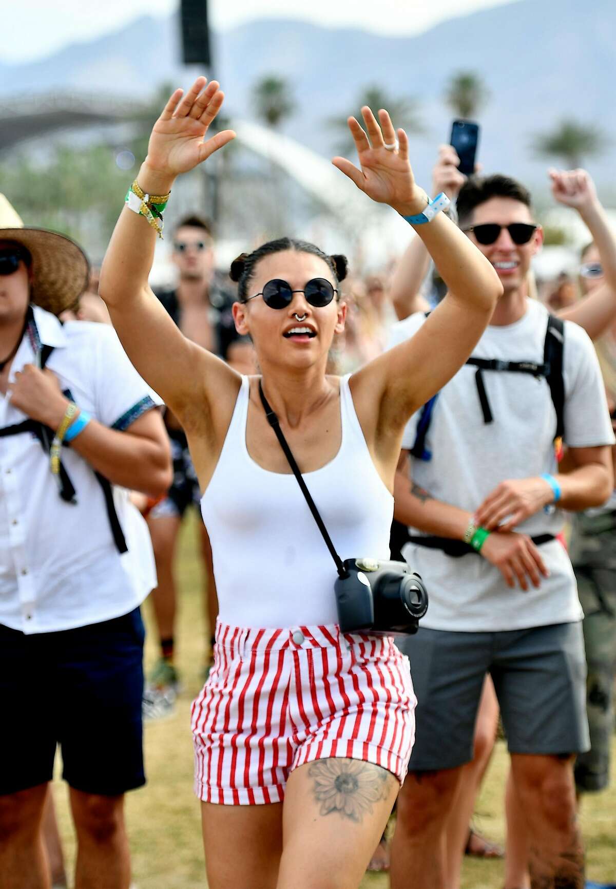 The craziest looks from Coachella's hot, dusty final weekend