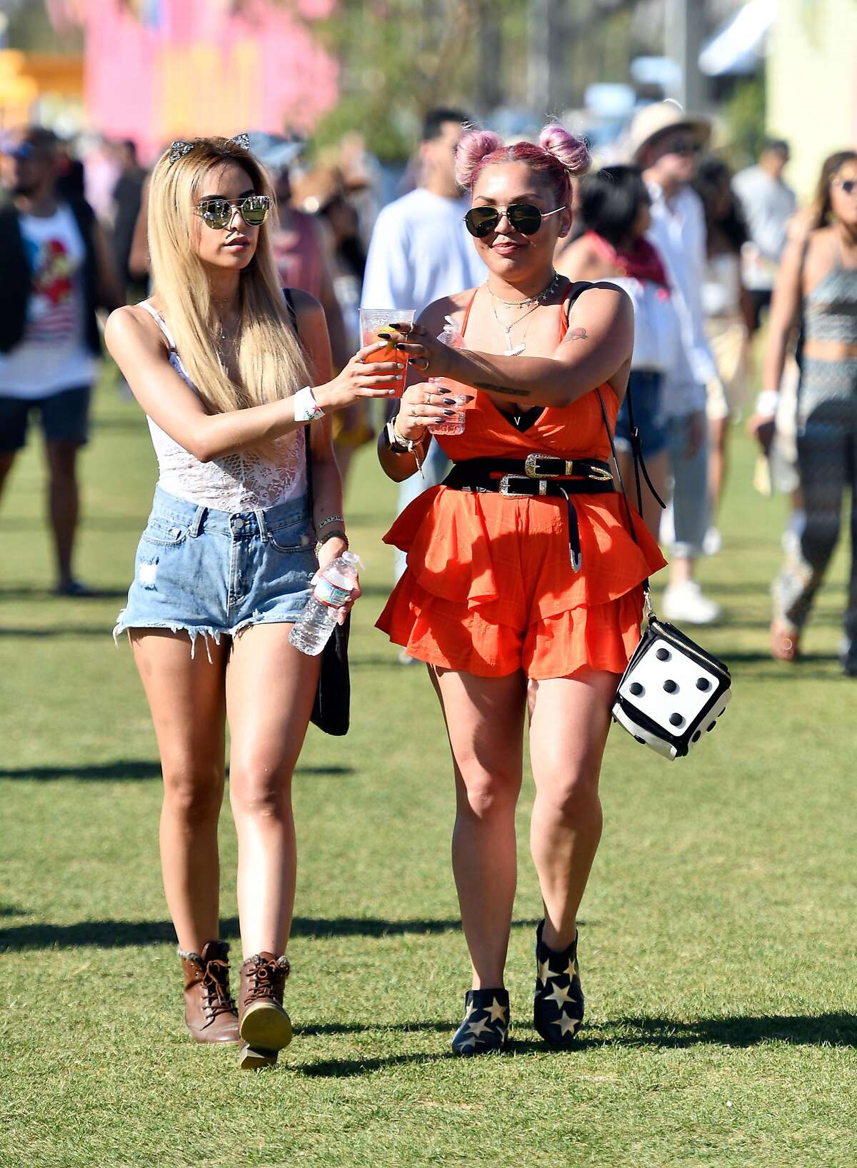 The craziest looks from Coachella's hot, dusty final weekend