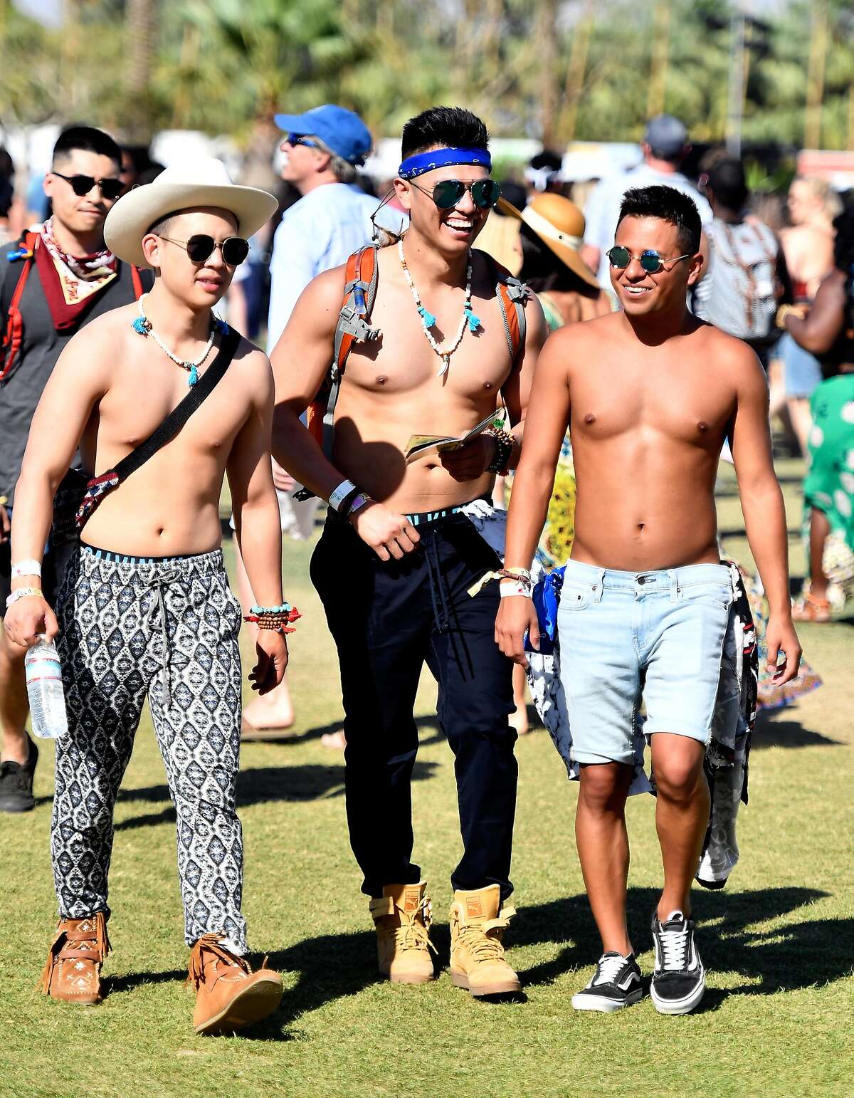 The craziest looks from Coachella's hot, dusty final weekend
