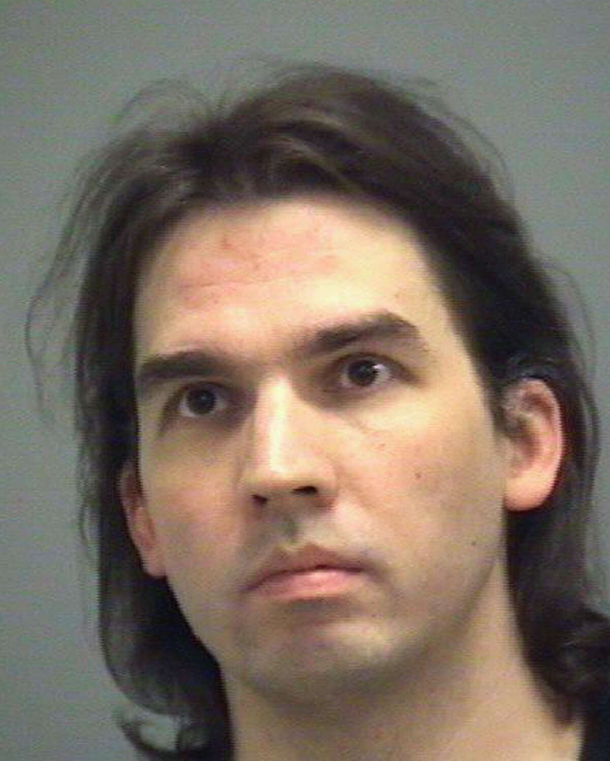 A joyful reunion with birth parents leads to incest, murder