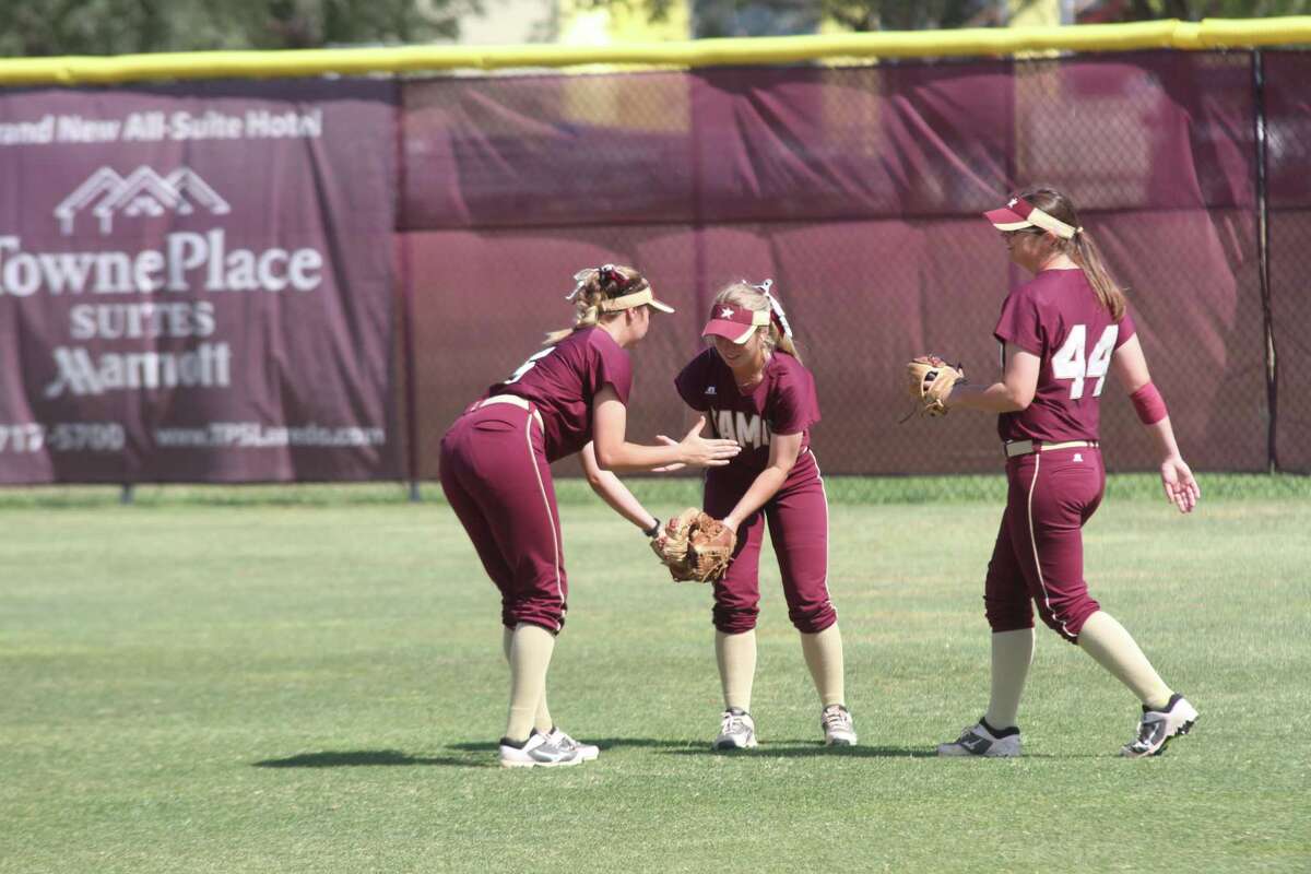 TAMIU stuns No. 11 WTAMU in DH sweep