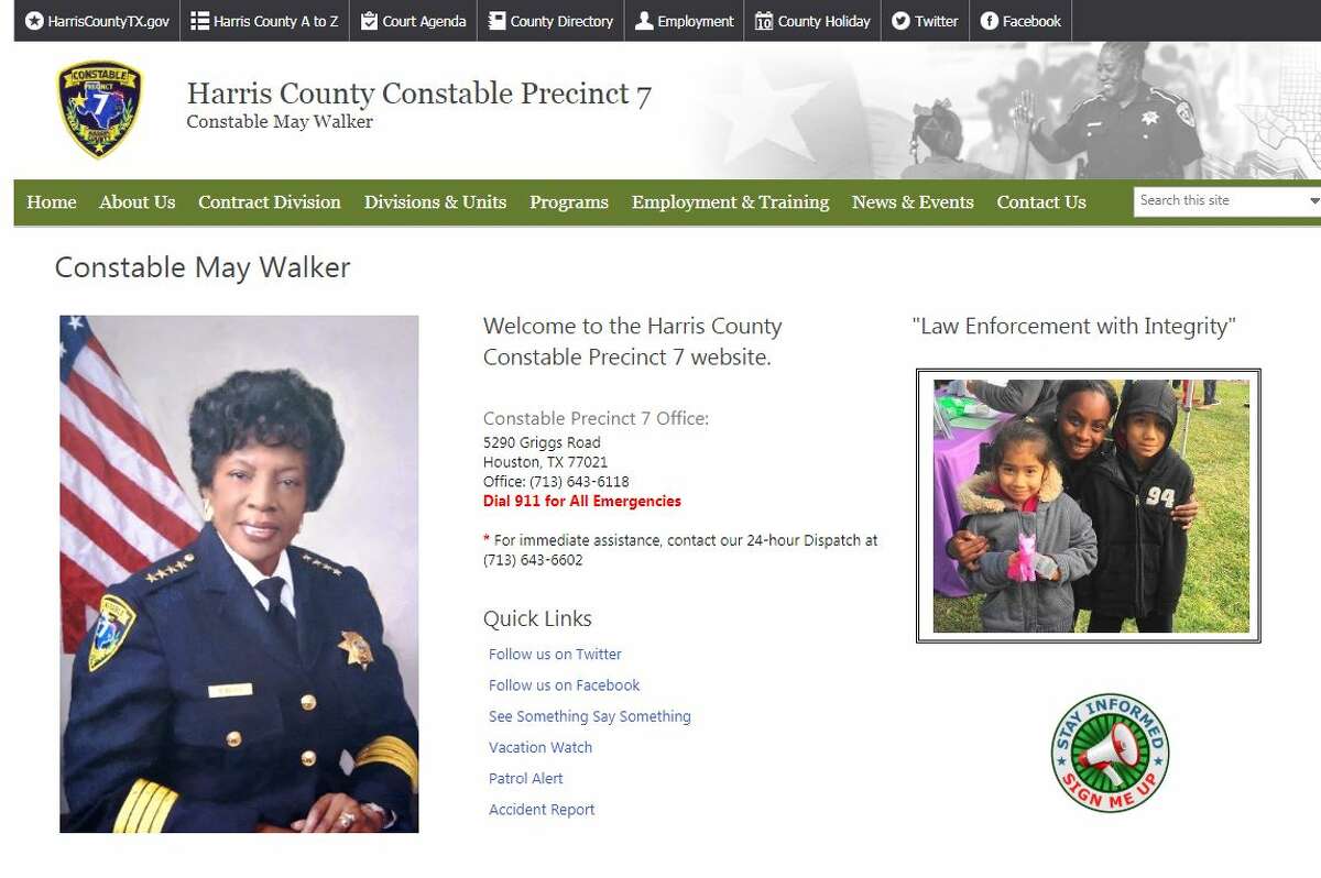 How much new police officers make in the Houston area