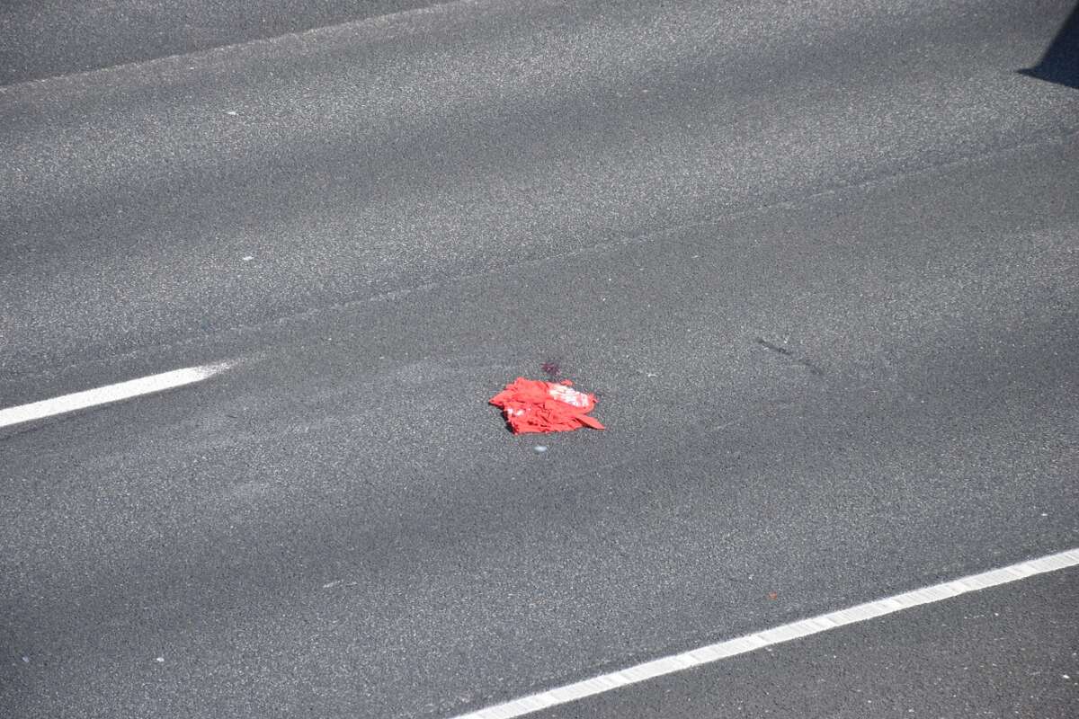 Fatal Crash Involving Pedestrian Closes Lanes Of I 35n Near Loop 410
