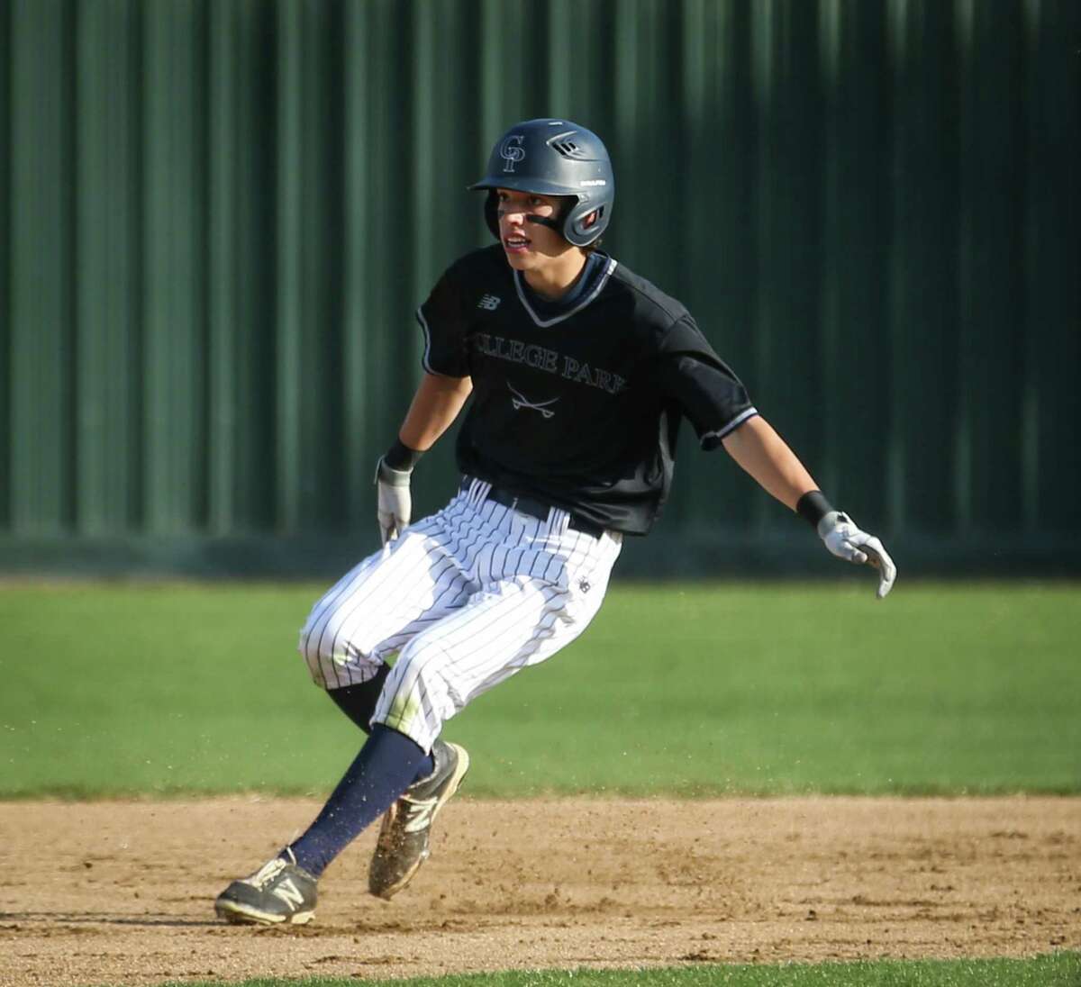 BASEBALL: Garza switch pitching for College Park