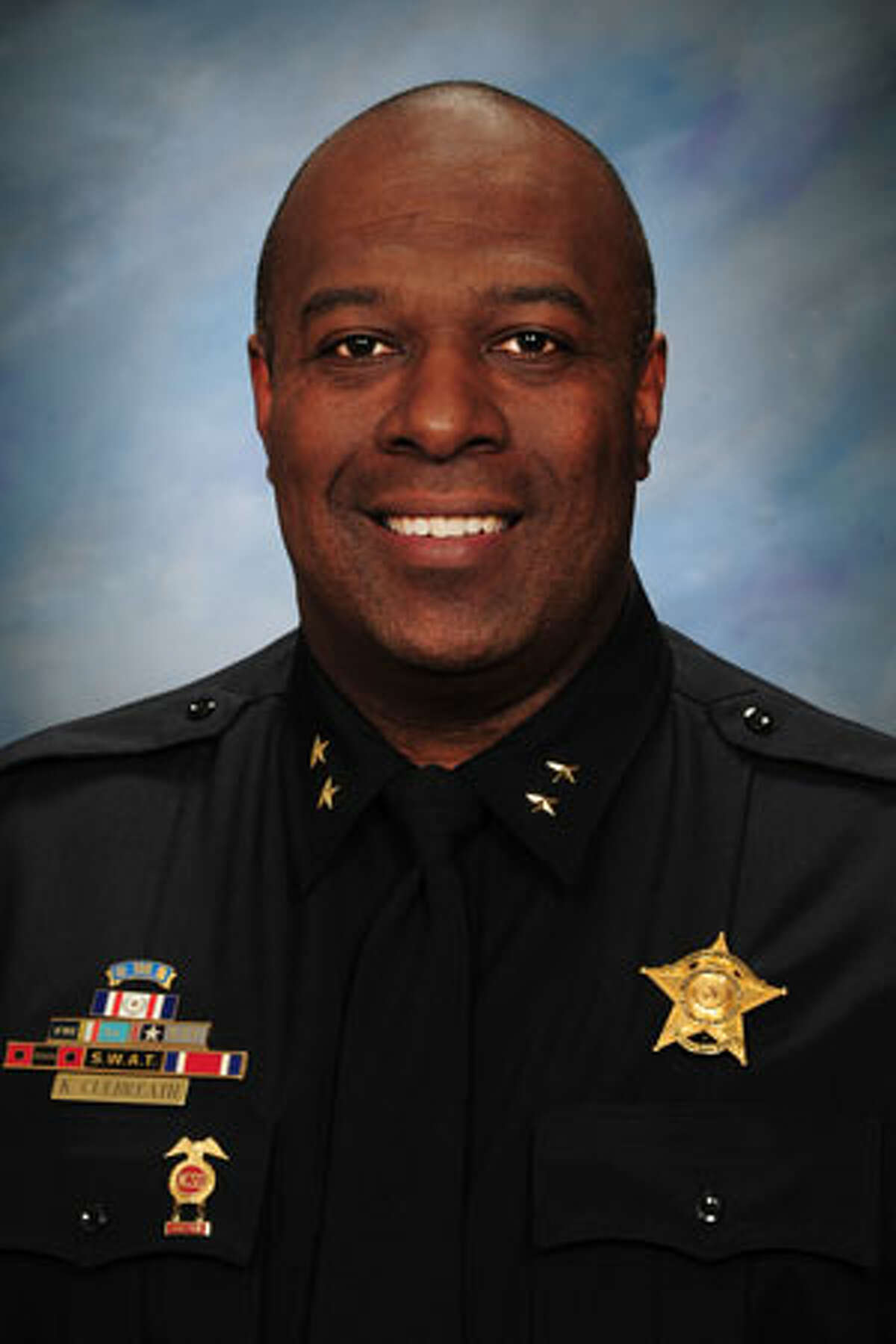 Two more of sheriff's top brass resign