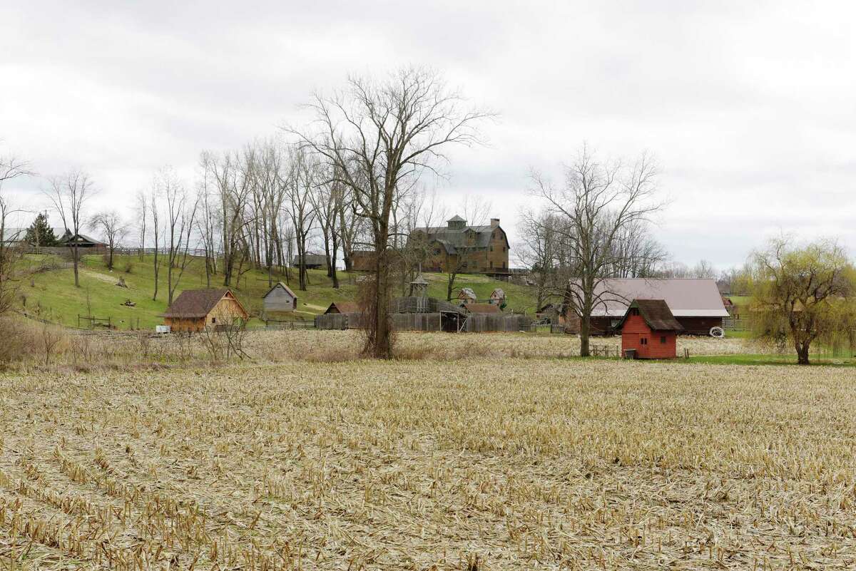 Liberty Ridge farm accommodates same-sex marriages but also donates to ...