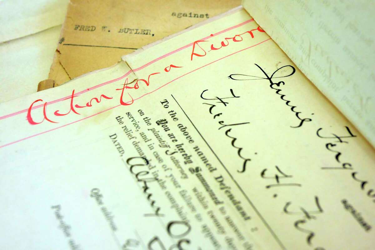 Century-old messy divorce records unsealed