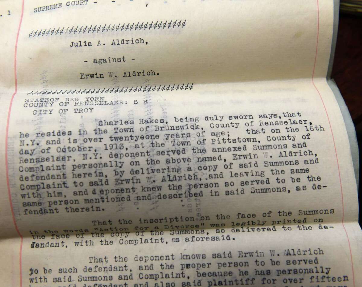 Century-old messy divorce records unsealed