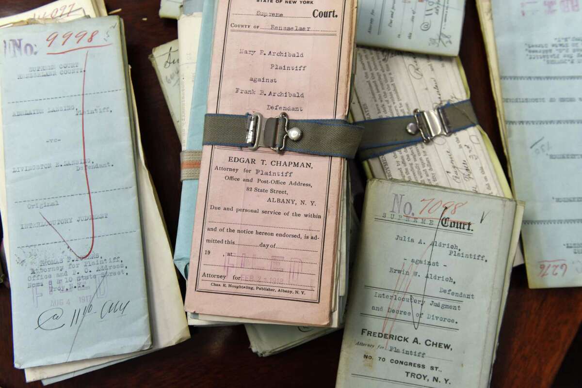 Century-old messy divorce records unsealed