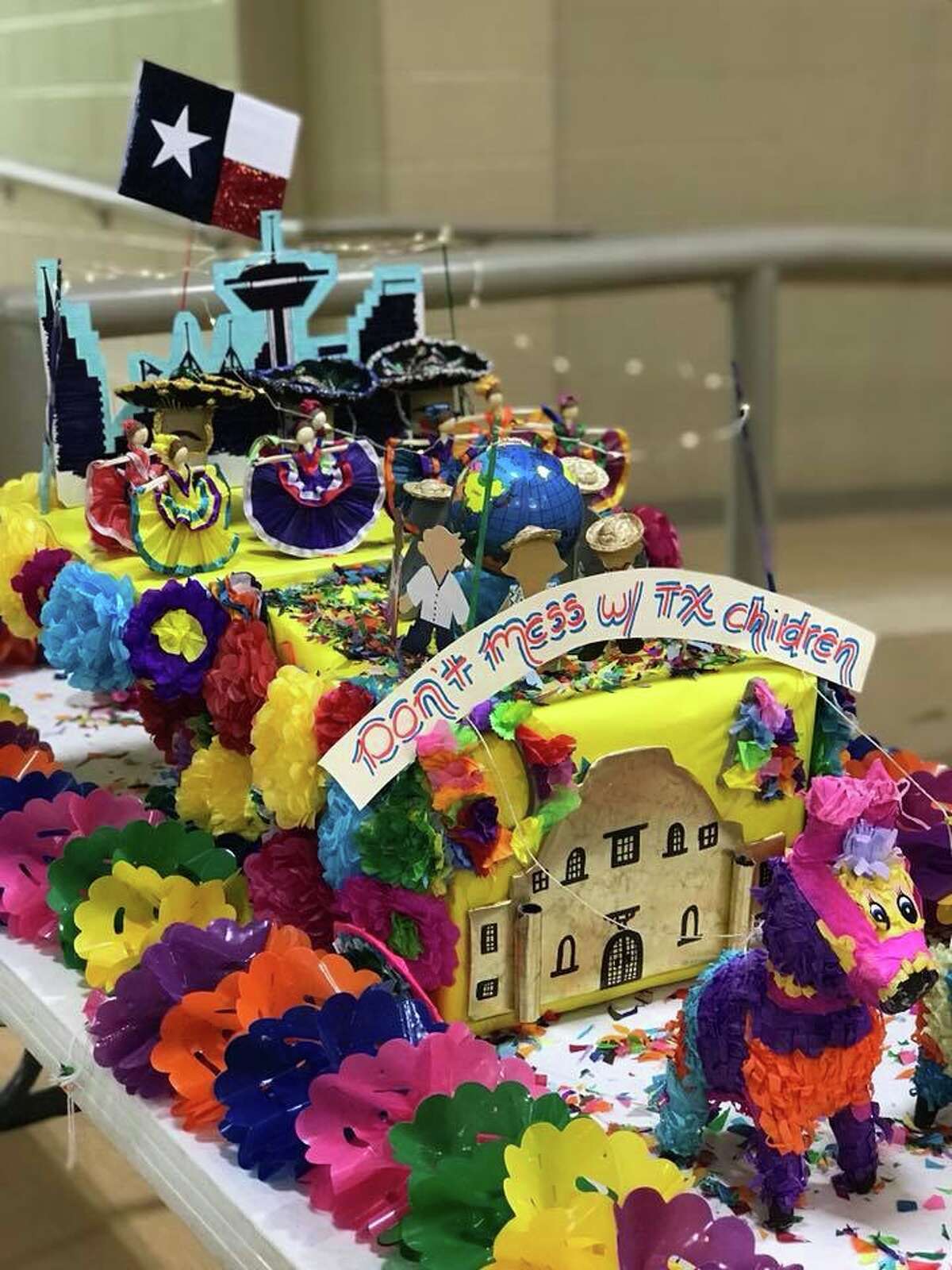 Shoebox floats continue San Antonio's Fiesta tradition