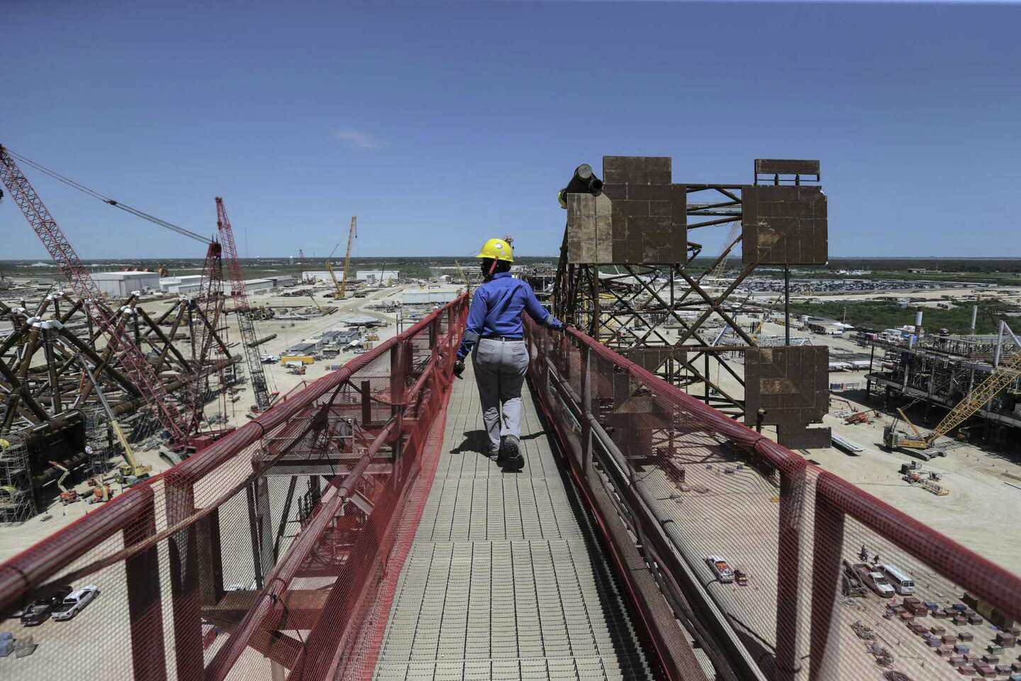 Shell makes deepwater Gulf discovery near new Appomattox platform