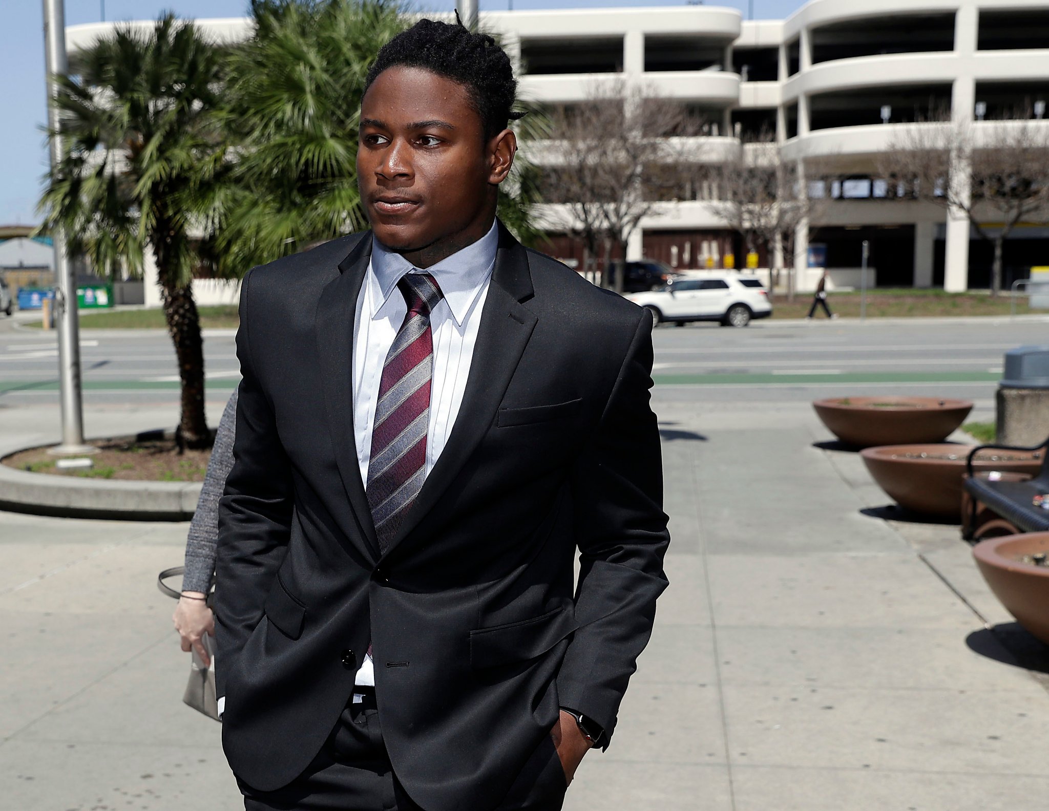 Prosecutors to review video in 49er Reuben Foster’s domestic violence case