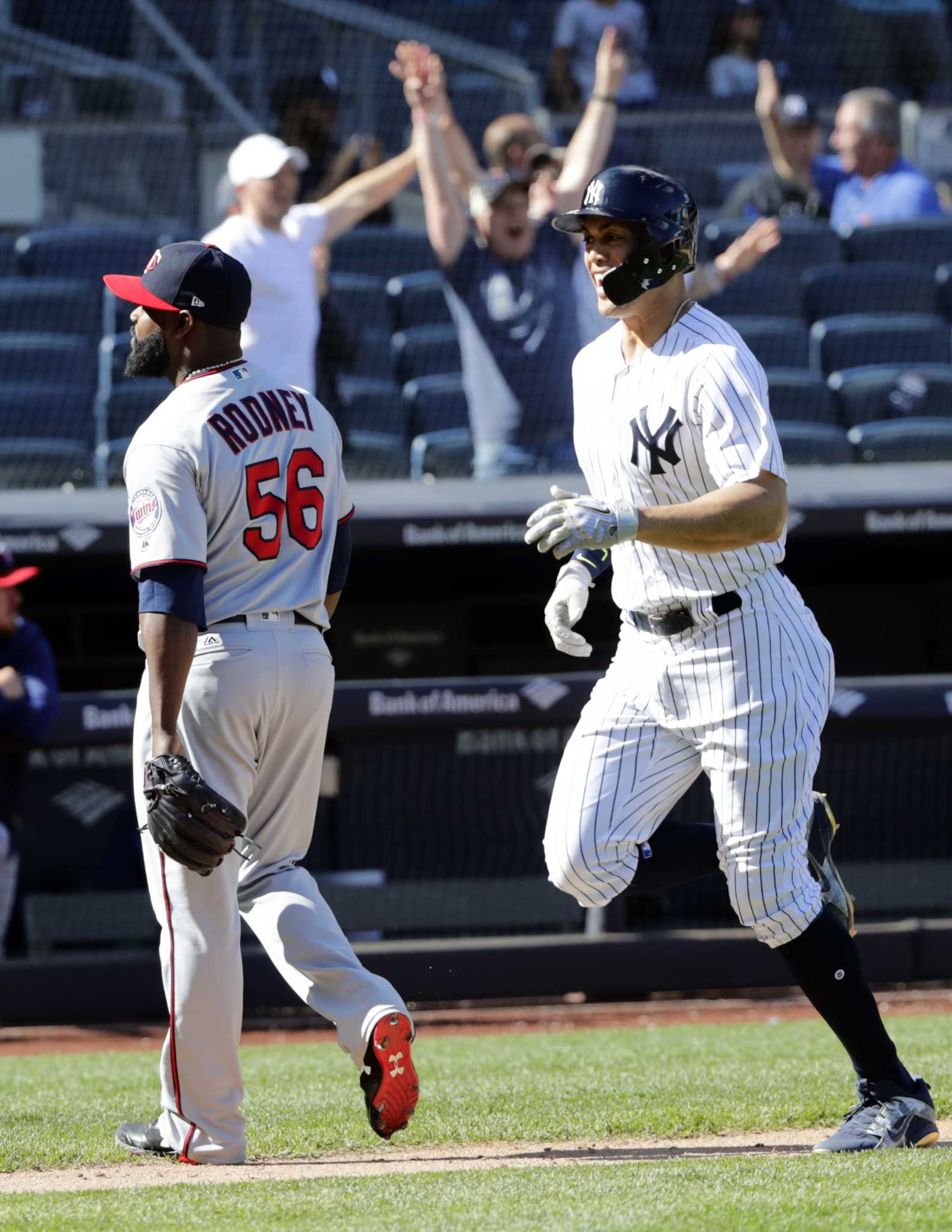Sanchez walk-off HR carries Yankees
