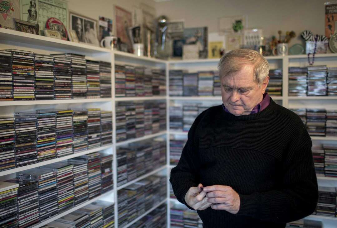 Obituary project honors lives lost to AIDS, history of Houston’s gay ...