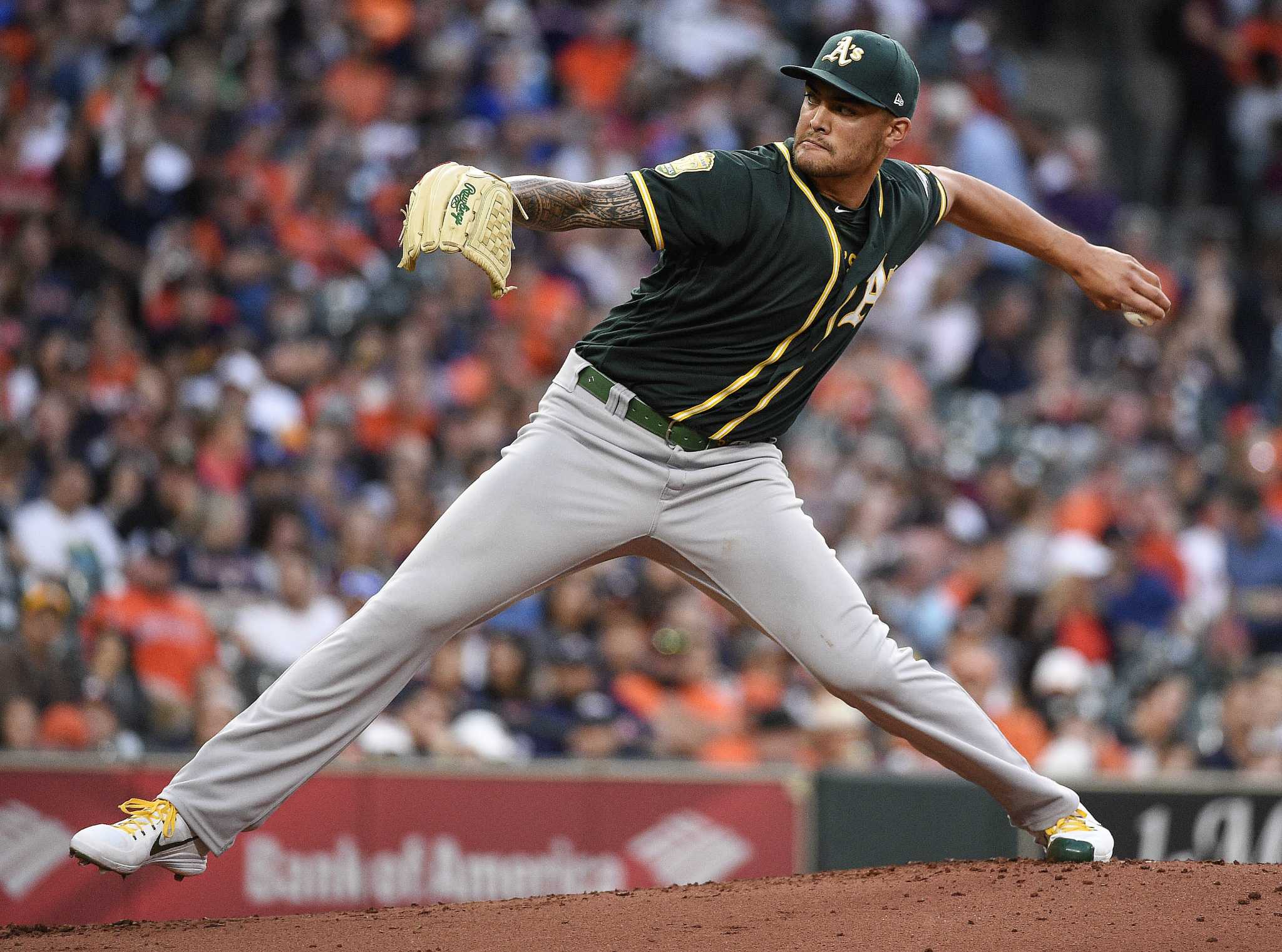 MLB: Manaea follows no-no with strong start as A's beat Astros