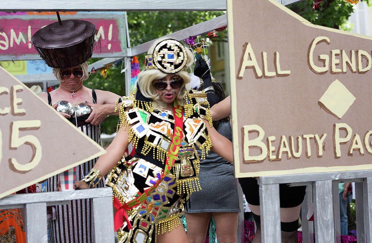 Photos: King William Fair takes over Southtown for Fiesta