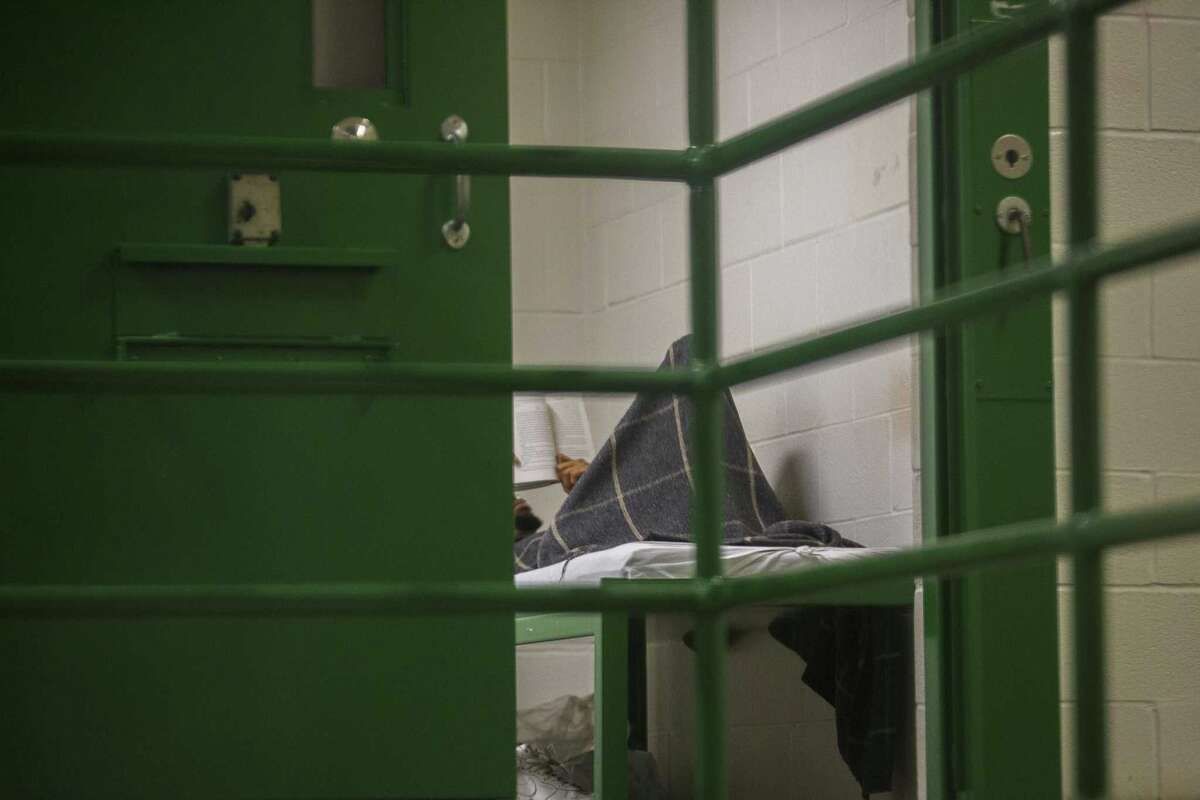 Harris County jail cuts solitary confinement in half 5 years after ...