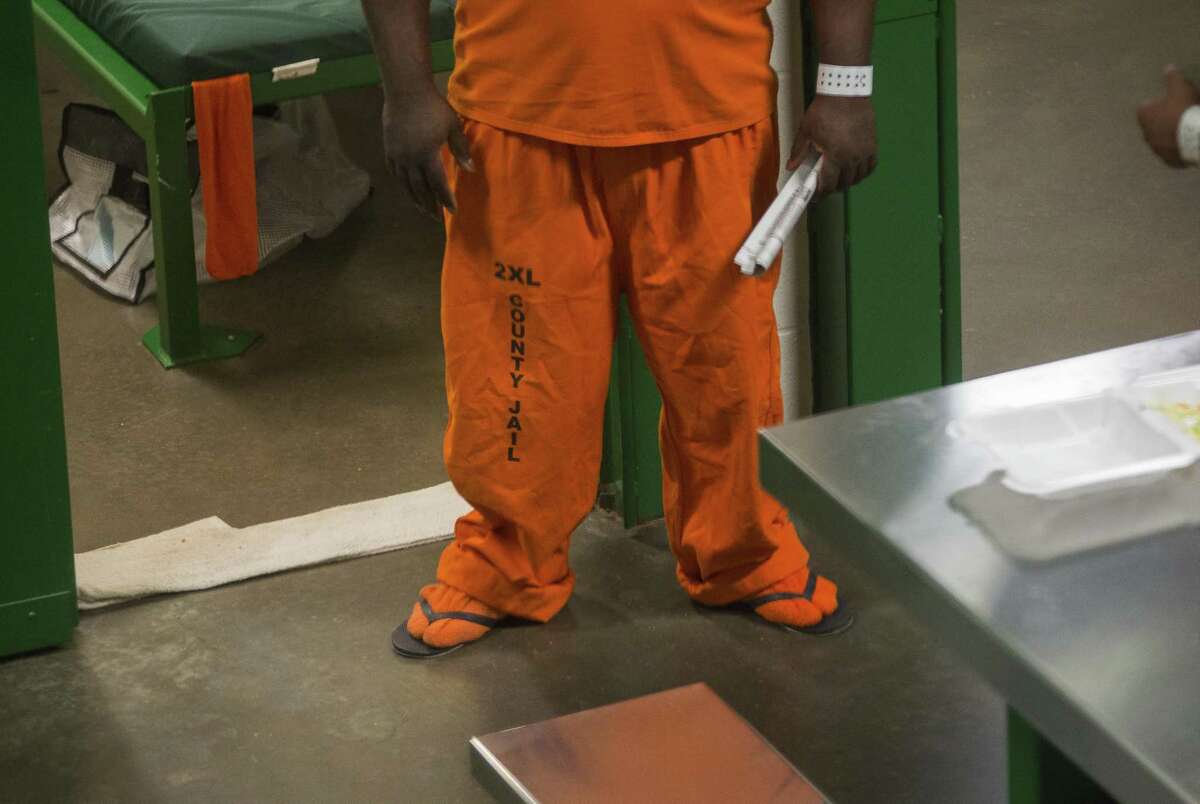 Harris County inmates pen emotional letter from jail on coronavirus ...