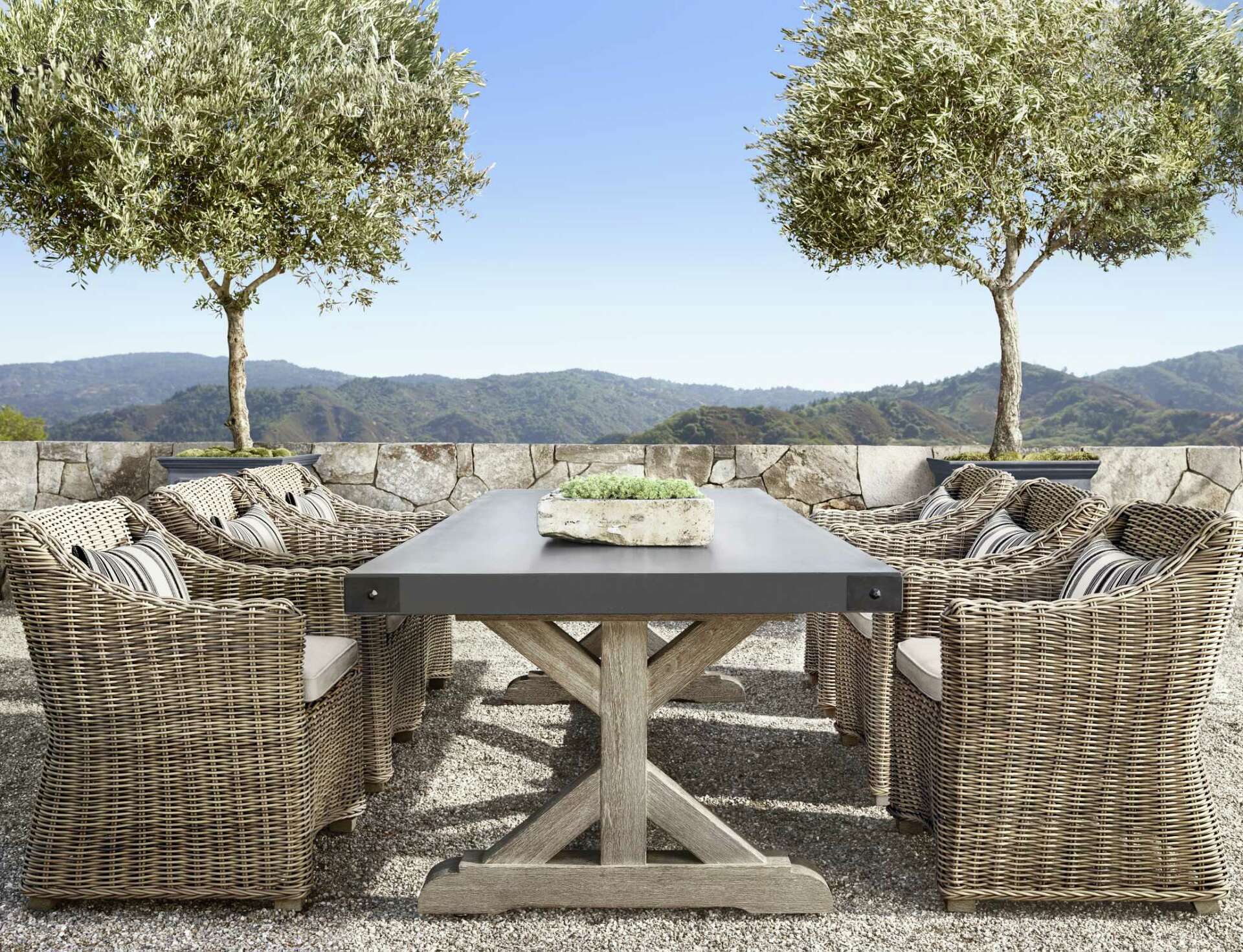Extend your home outdoors with these furnishings