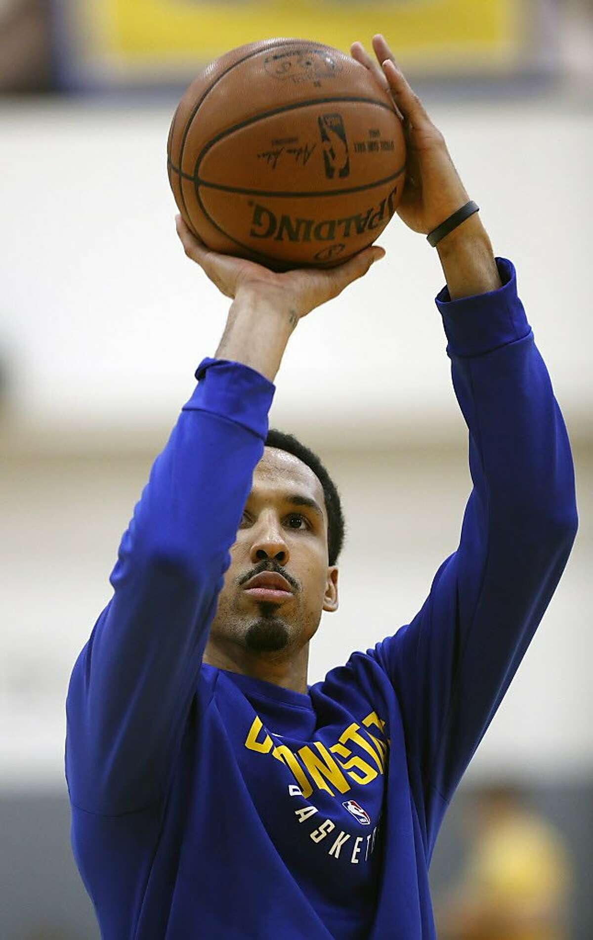 Warriors guard Shaun Livingston produces in playoffs, as usual