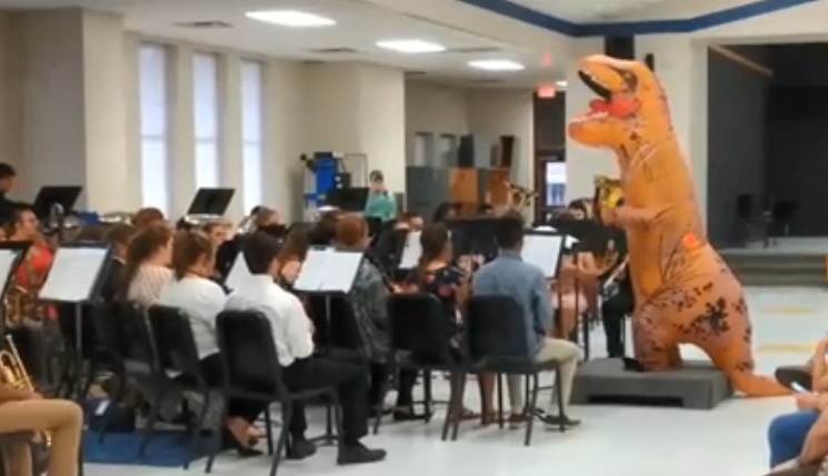 Caught on video: Hardin band director's surprise T-Rex performance