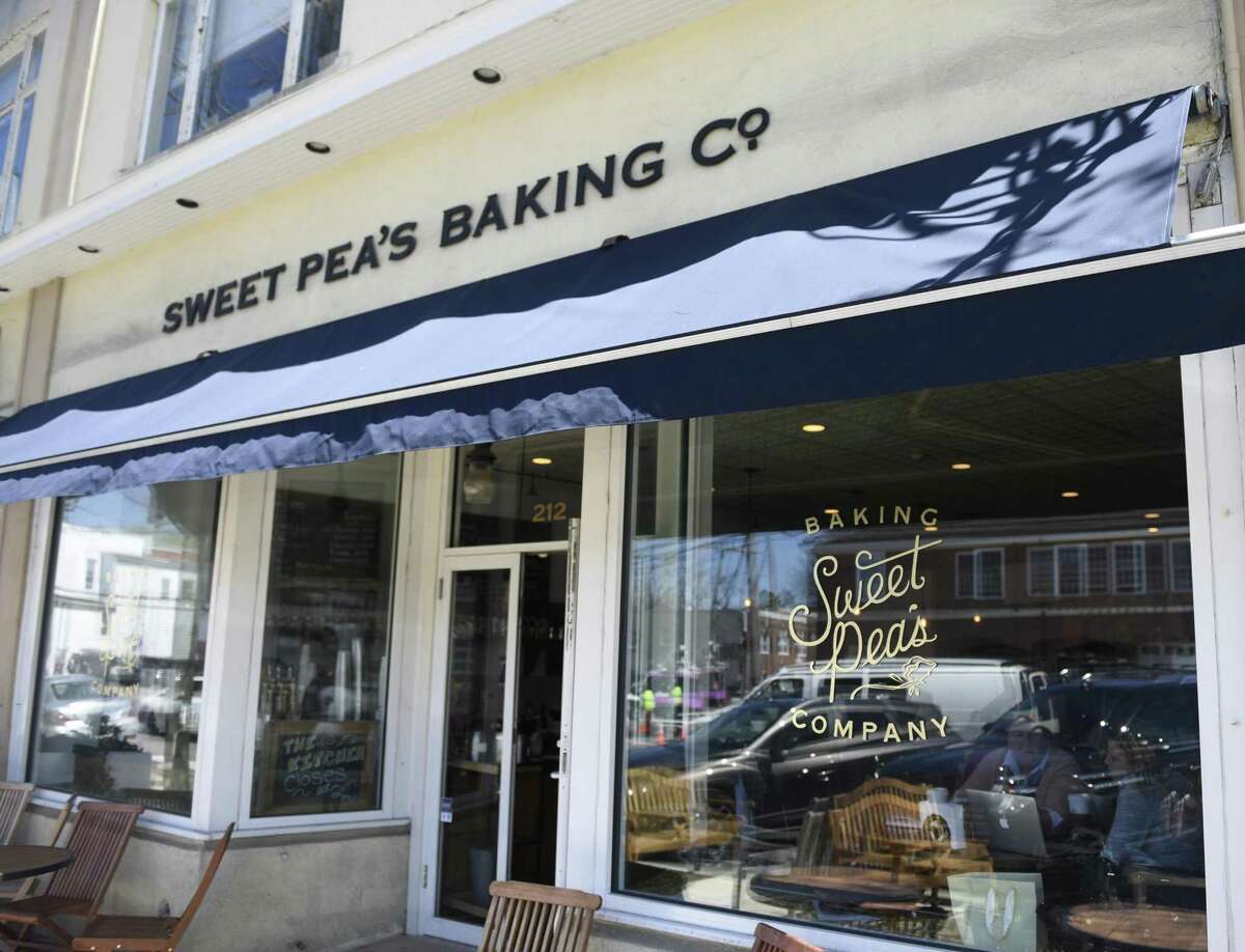 Sweet Pea’s changes menu, adds table service