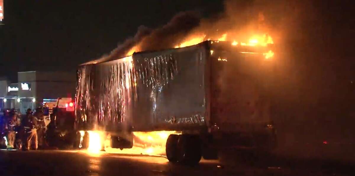 Spilled mattress leads to 18-wheeler fire on North Freeway