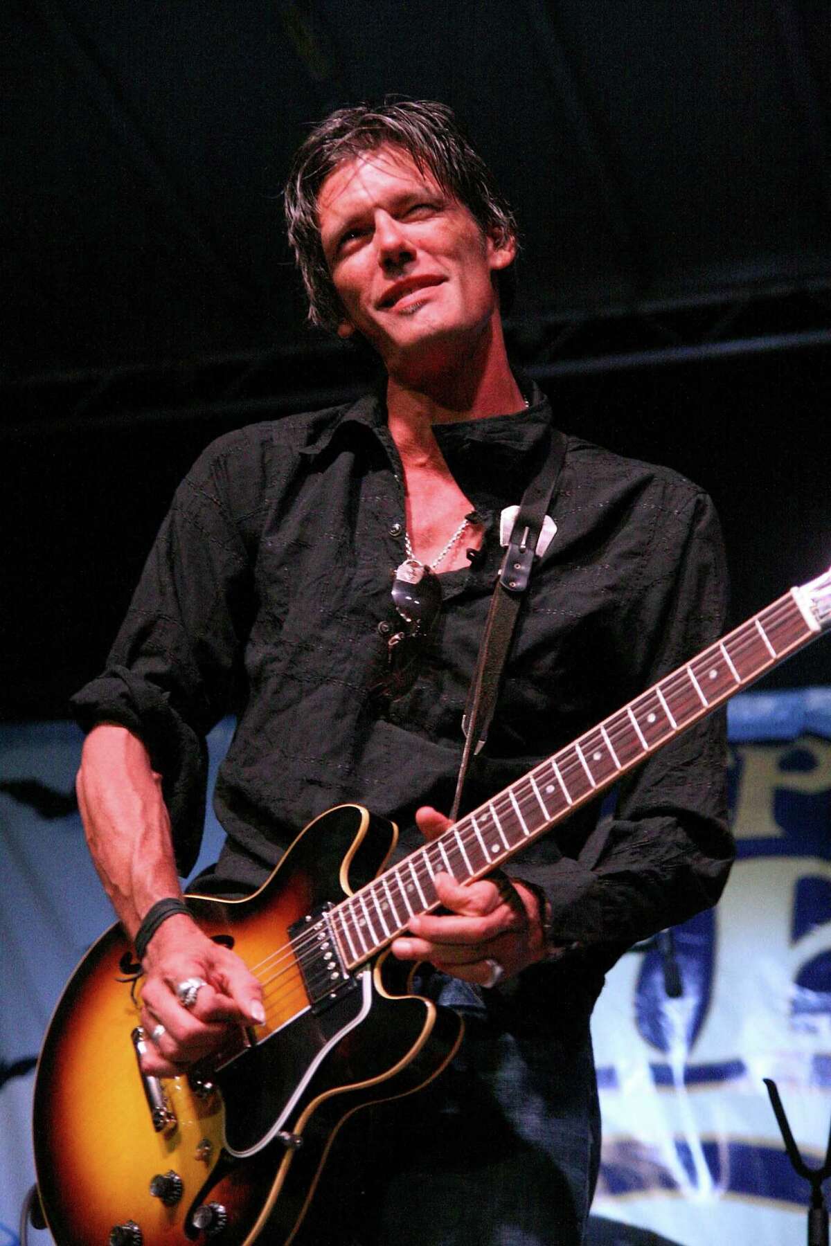 Shawn Sahm gets by with a little help from his friends