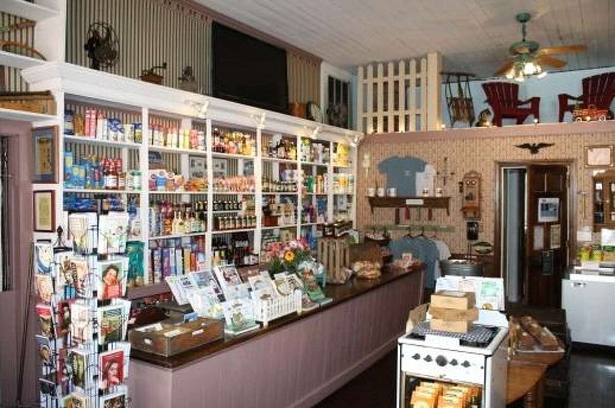 Goods and ‘goodies’: Elsah General Store going strong three years in
