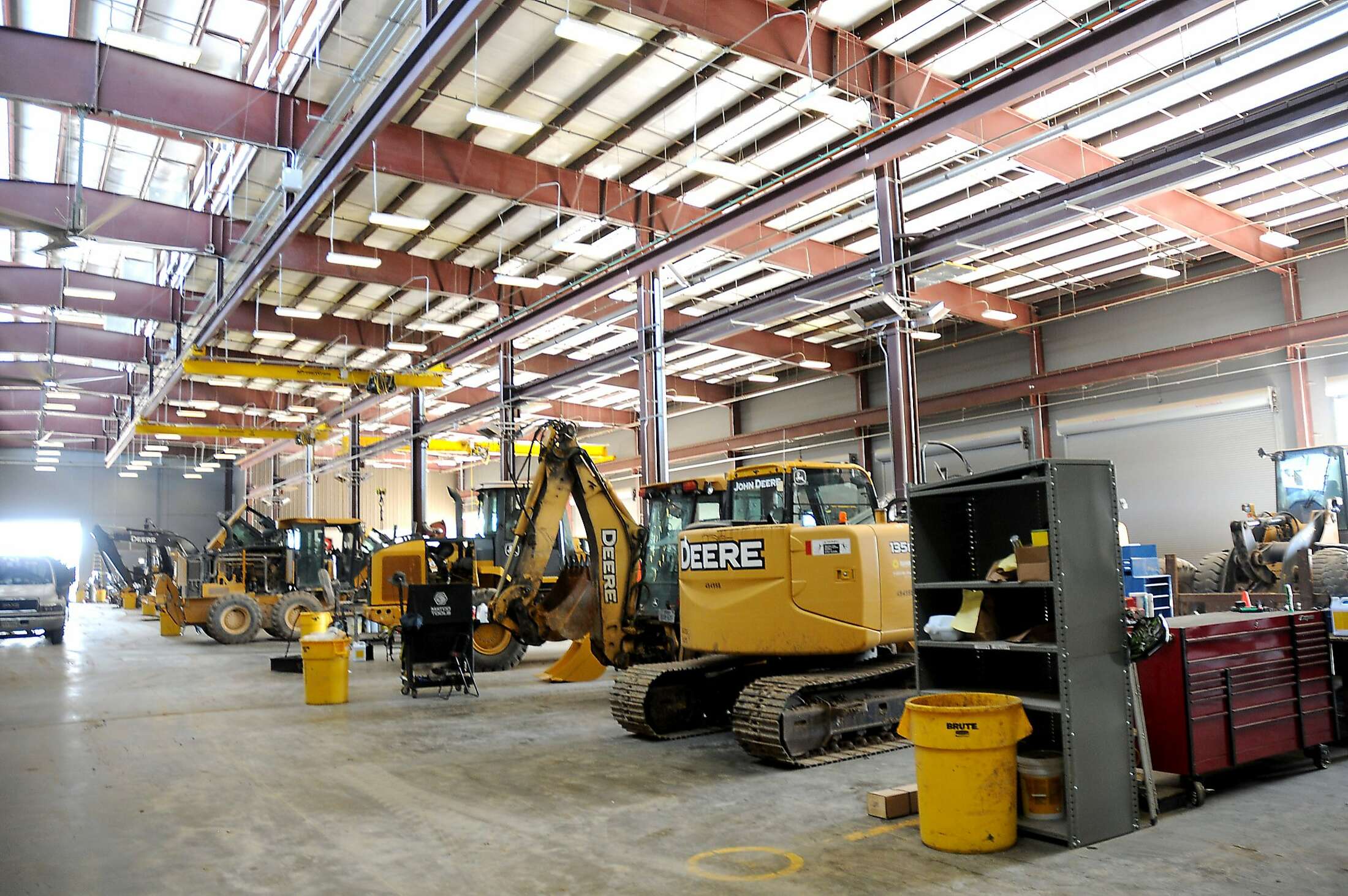 Leslie Doggett Industries buys 4 Beaumont dealerships