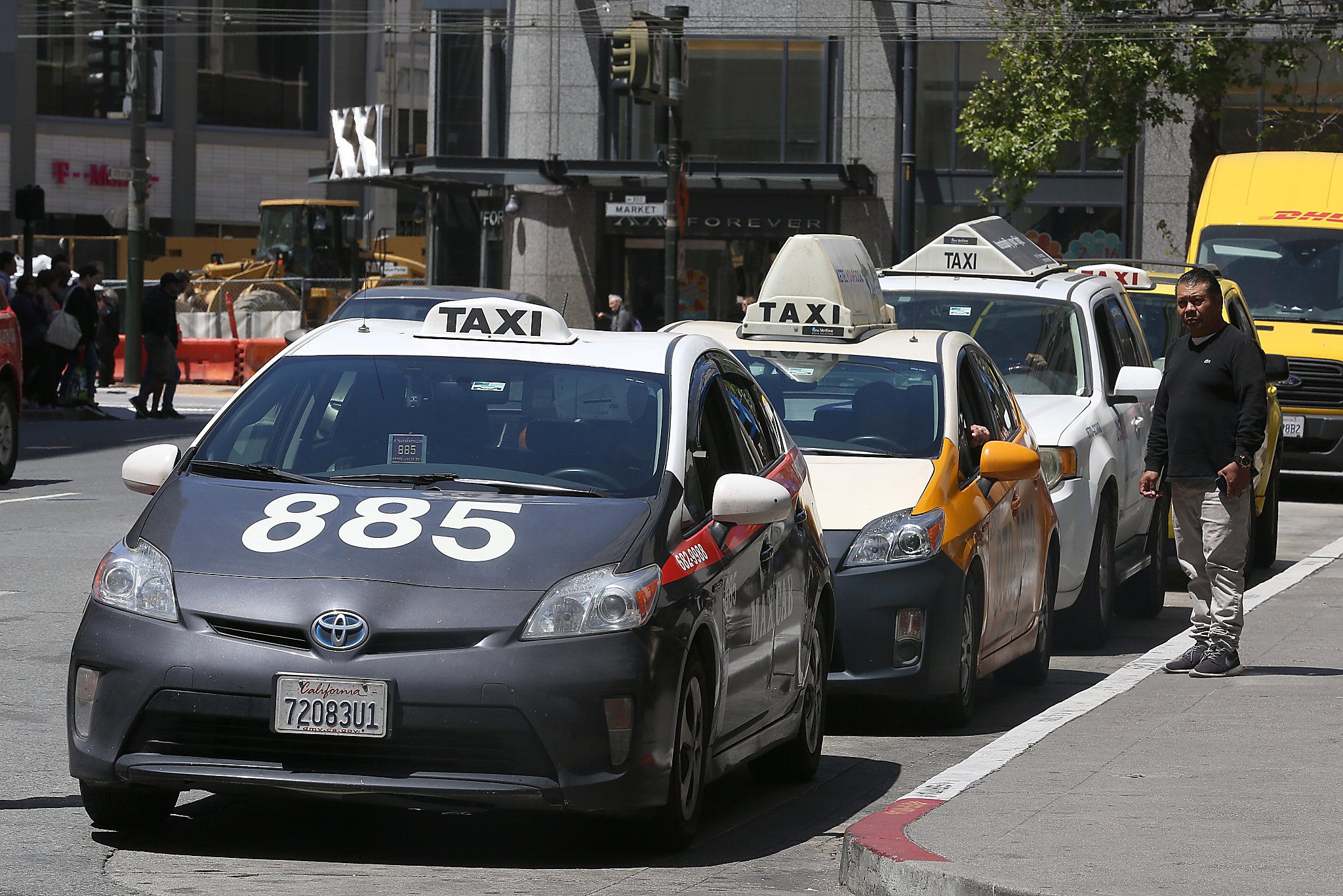 Reviving SF’s taxi industry: The city is looking at solutions