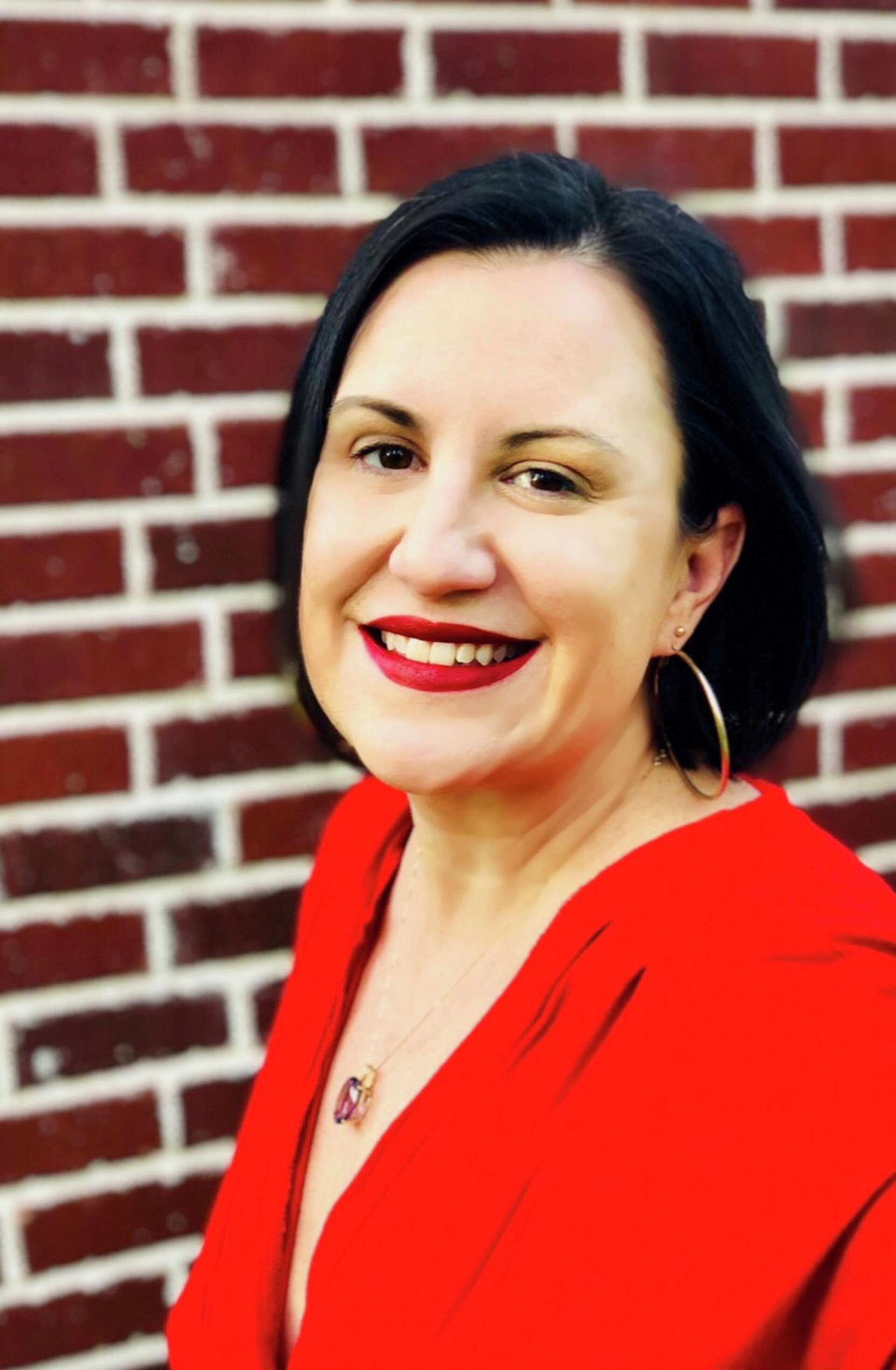 Former Texas prison spokeswoman releases tell-all book after watching ...