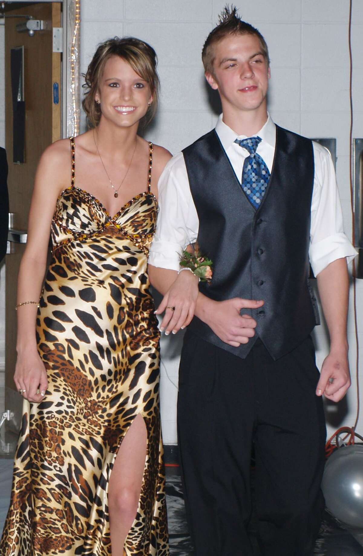 What dresses looked like the year you went to prom