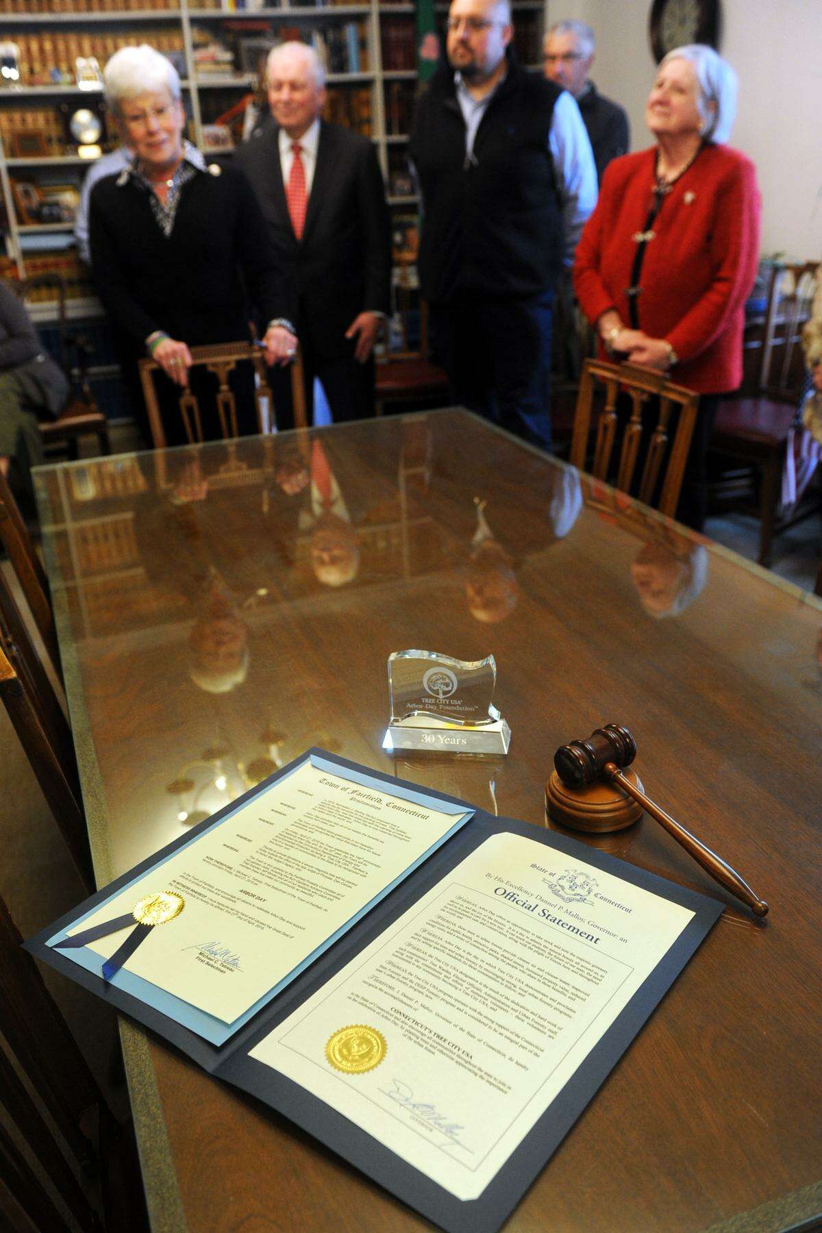 Tree honors late Probate Court judge