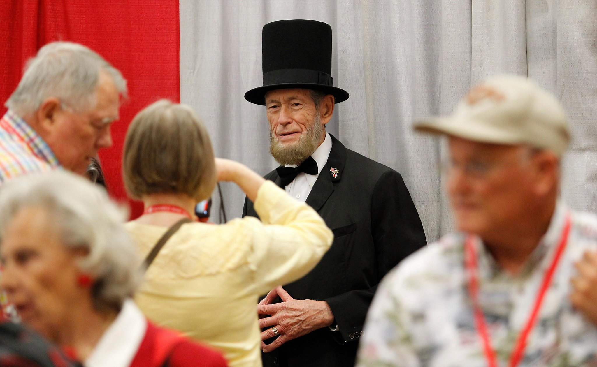 GOP picks a few party favorites in House races in California