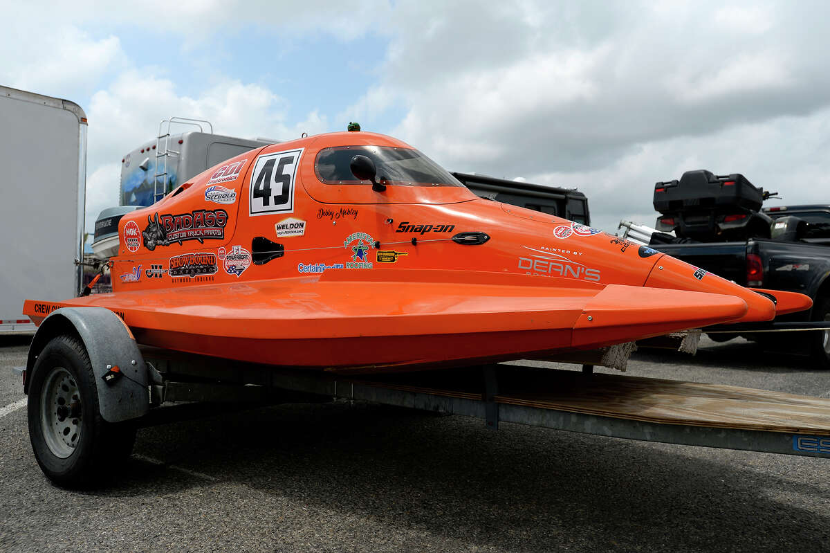 62-year-old thrill seeker taking first shot at RiverFest boat racing