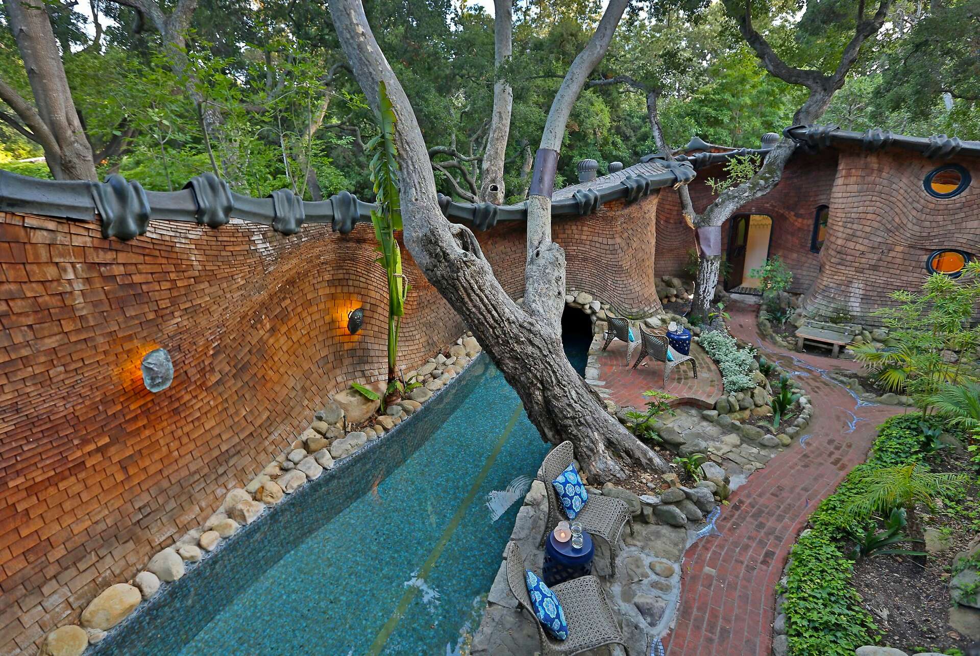 Insanely cool 'Whale House' on California coast rents for $625 a night