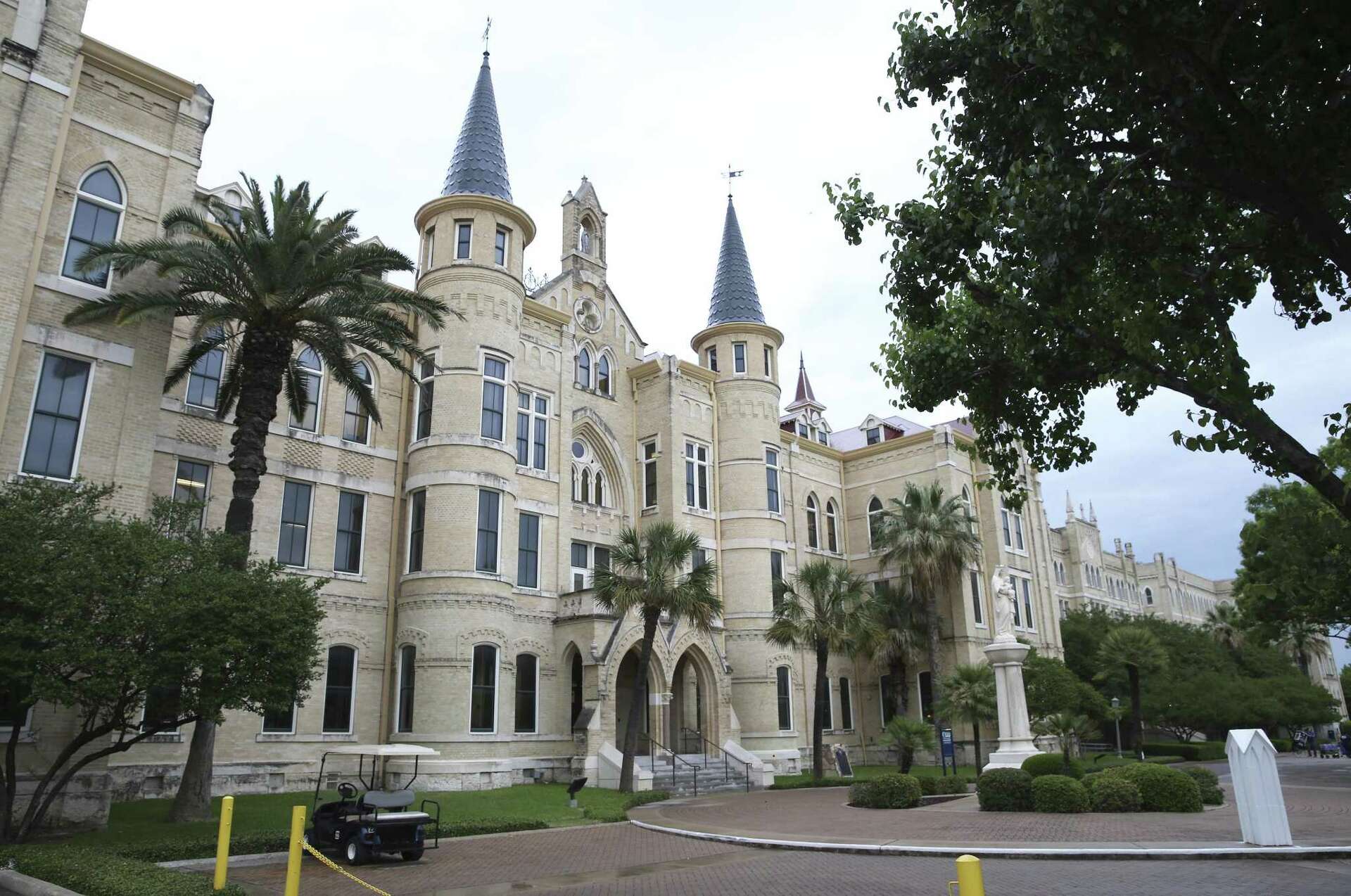 Ten years after fire, OLLU thriving