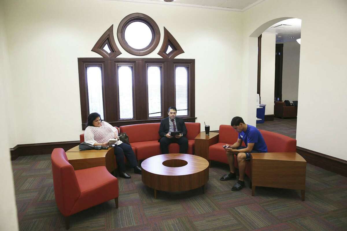 Ten years after fire, OLLU thriving