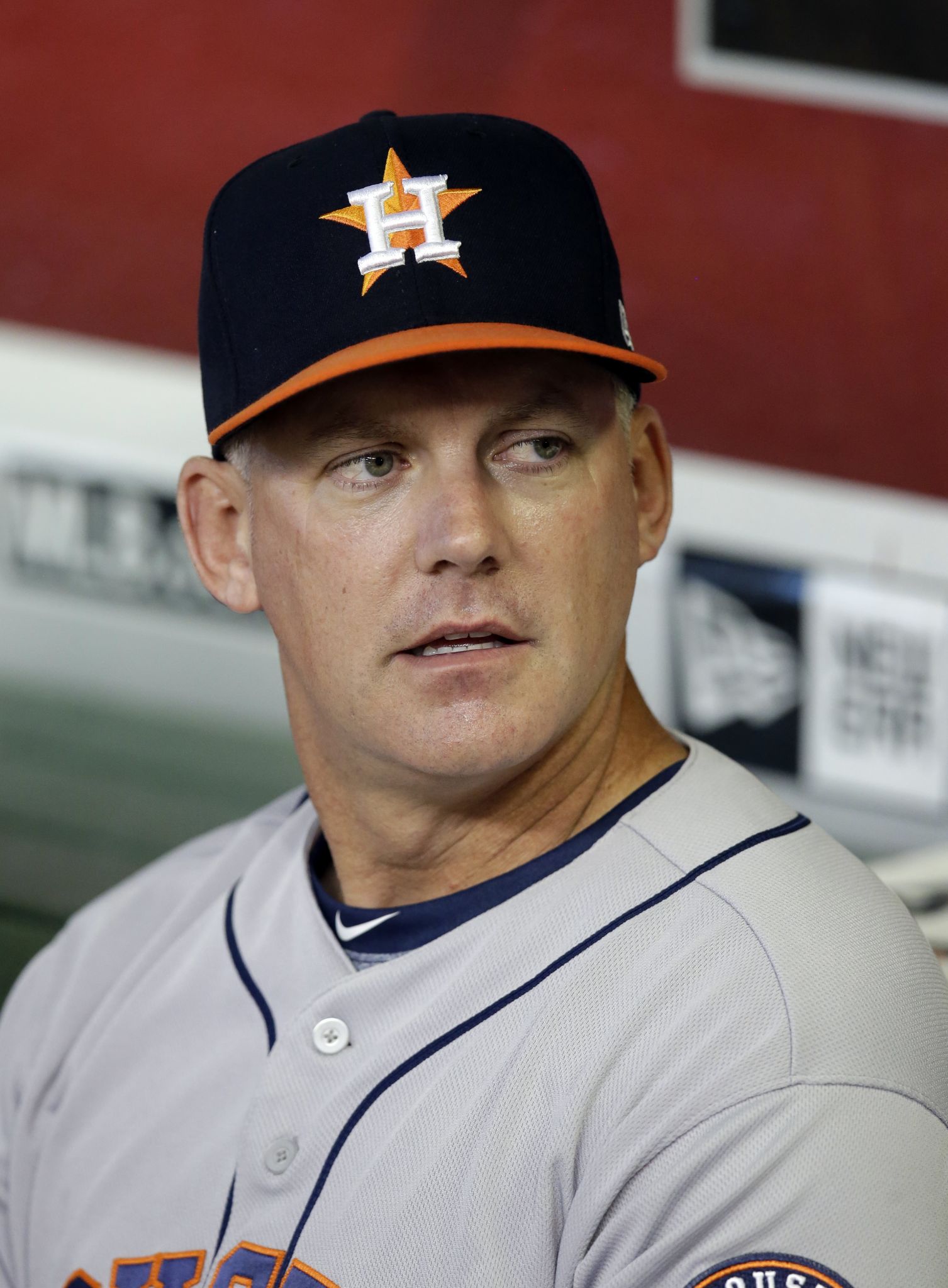 Astros manager A.J. Hinch sends condolence to A's Stephen Piscotty