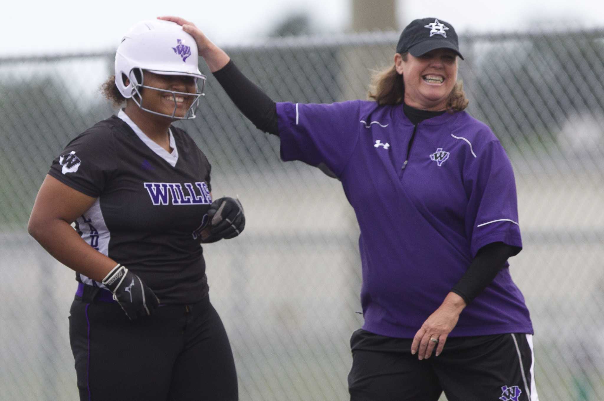 SOFTBALL: Past playoff experience helped Willis in area round