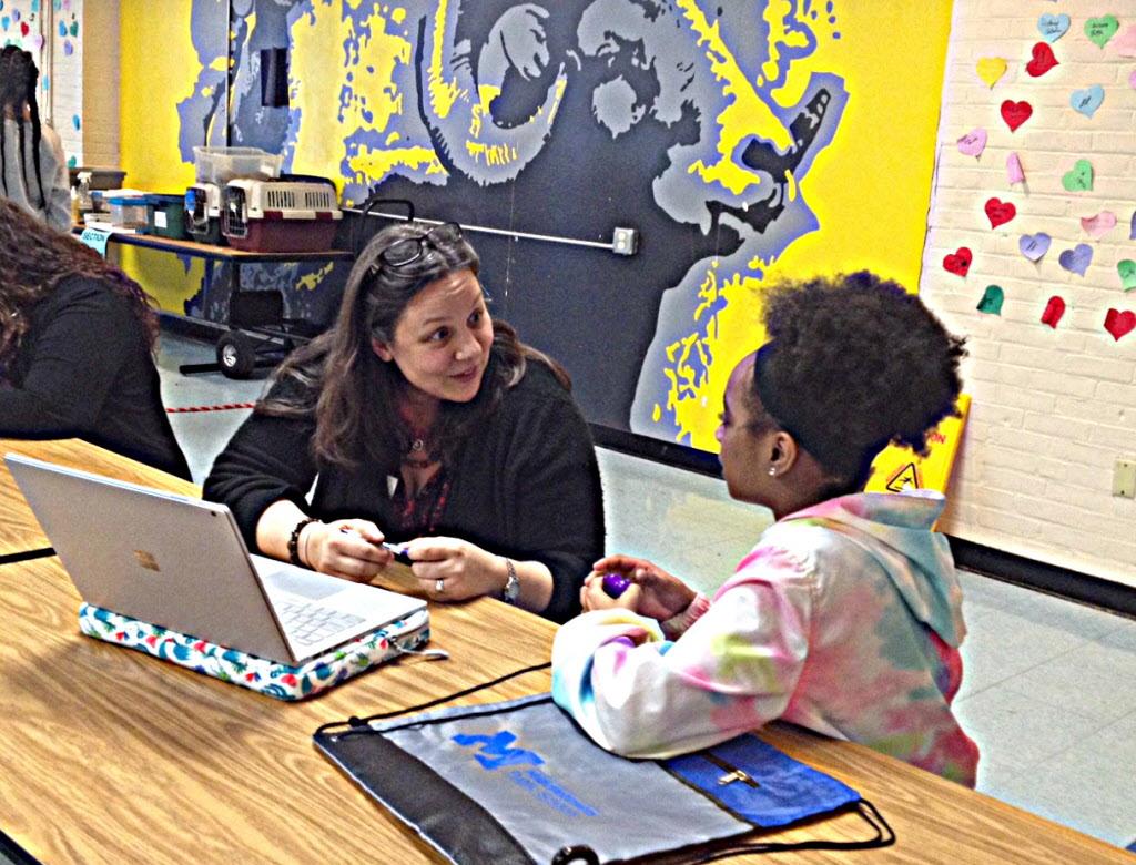 Middletown middle schoolers exposed to host of unique jobs at career day