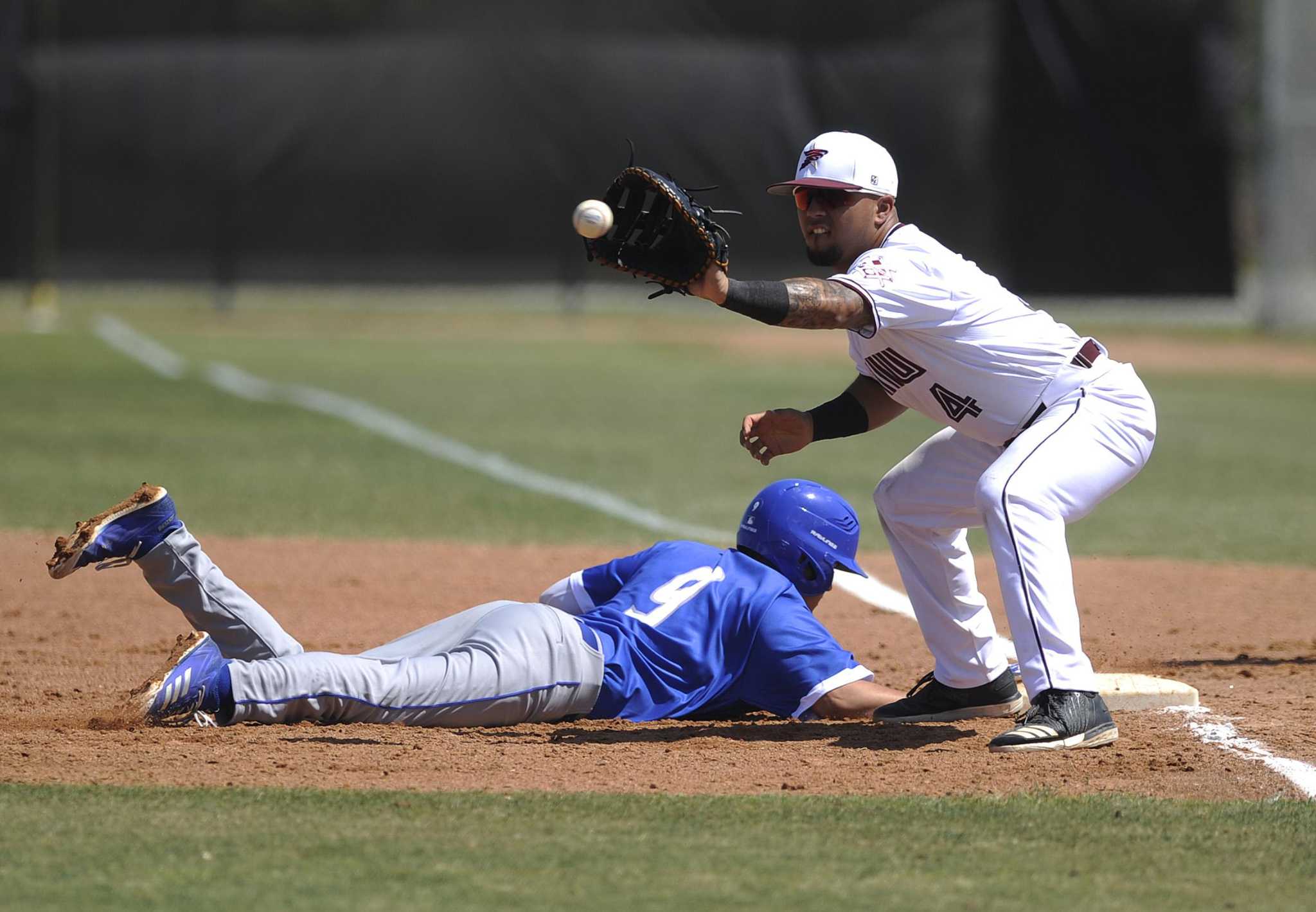 TAMIU finishes year with DH loss at co-champ SEU