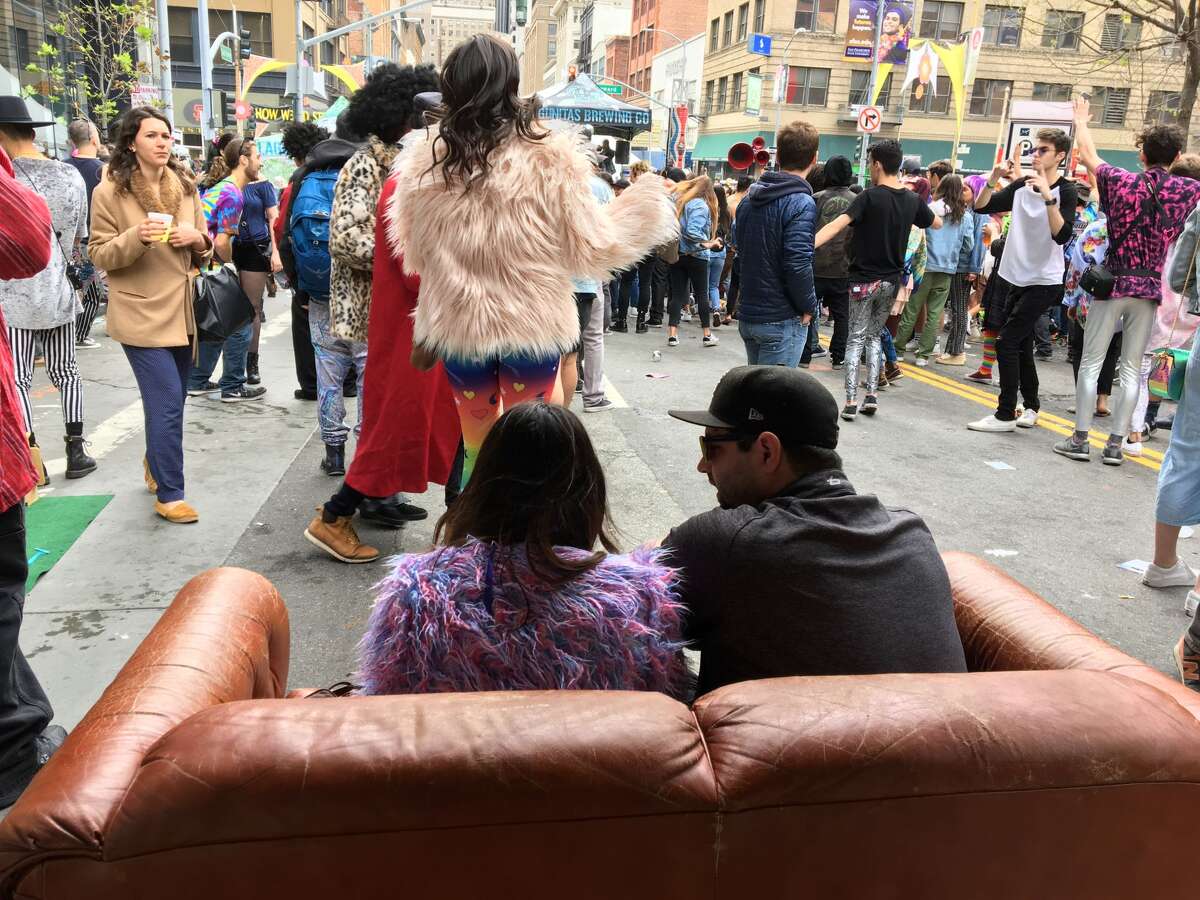 Photos show San Francisco getting odd at 19th-annual How Weird Street Faire