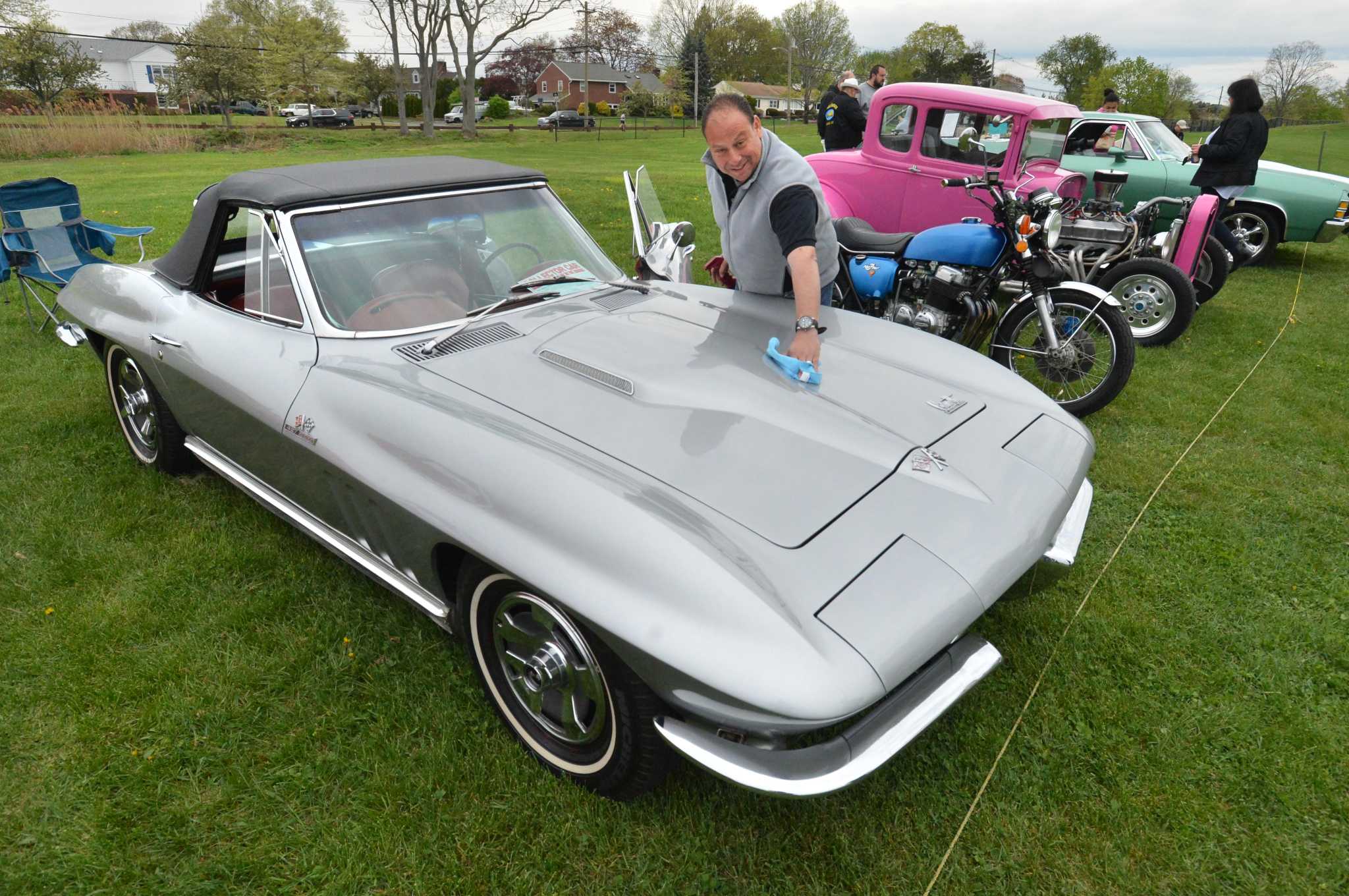 Photos: Gateway Antique Auto Club car show in Norwalk