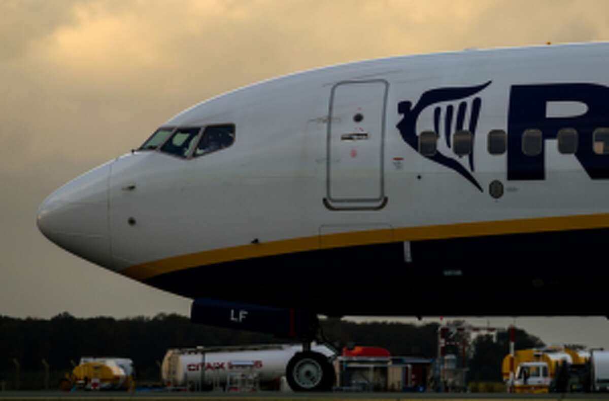 Planespotting: Boeing 737 vs Airbus A320