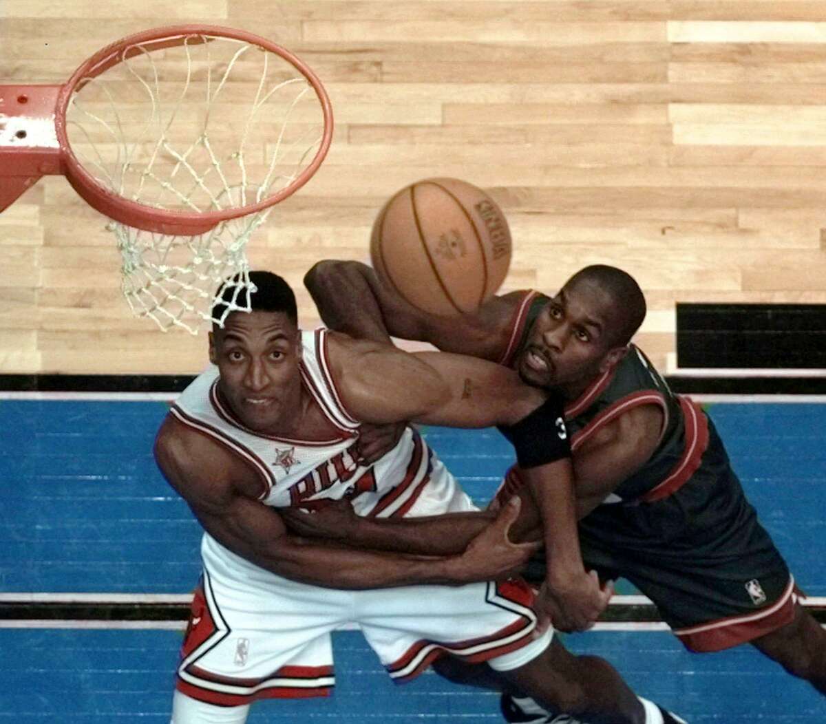 Andre Iguodala showing why he’s Warriors’ resident Scottie Pippen