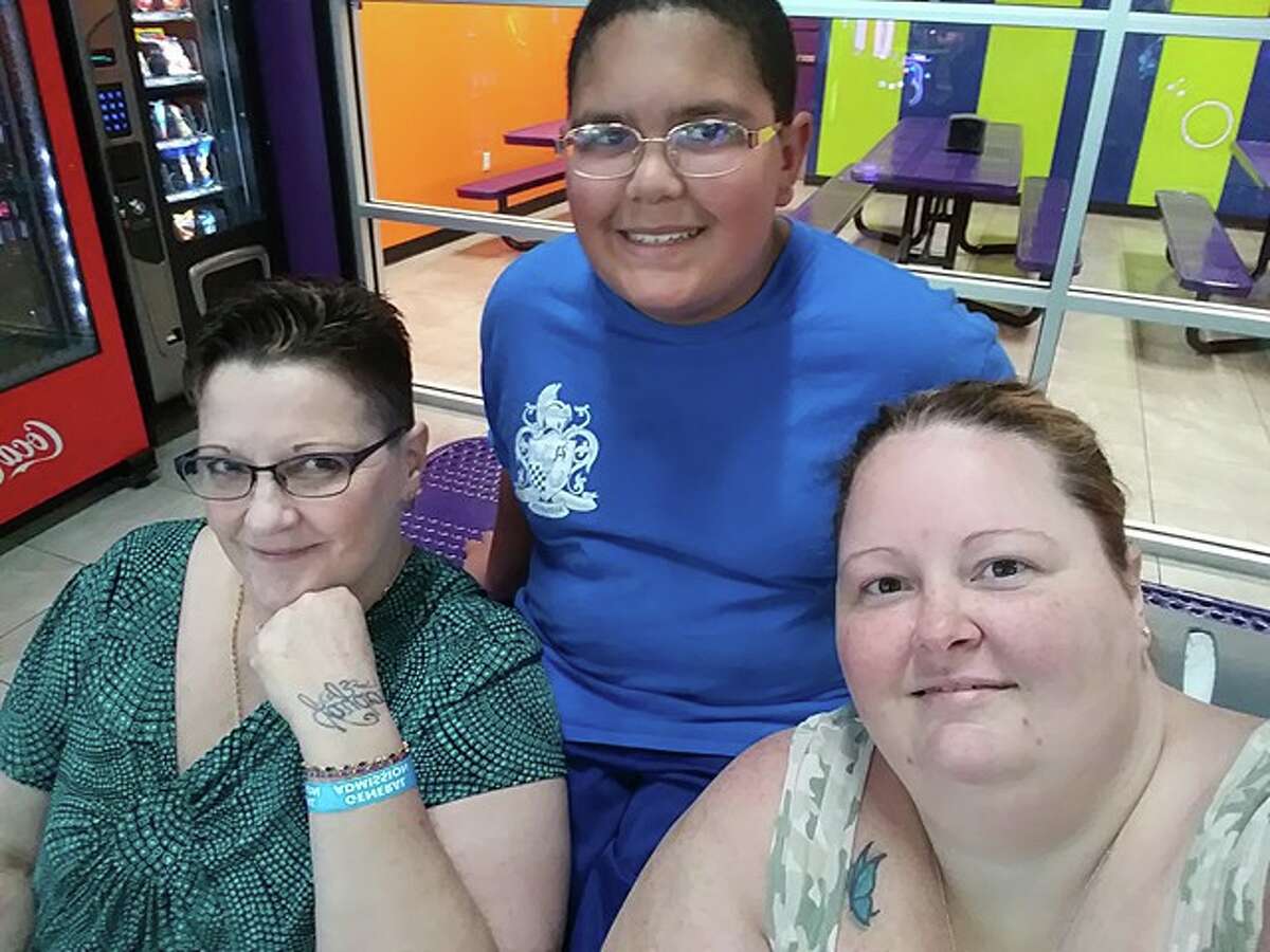 Texas teacher fired after sending profane text to mother of autistic ...