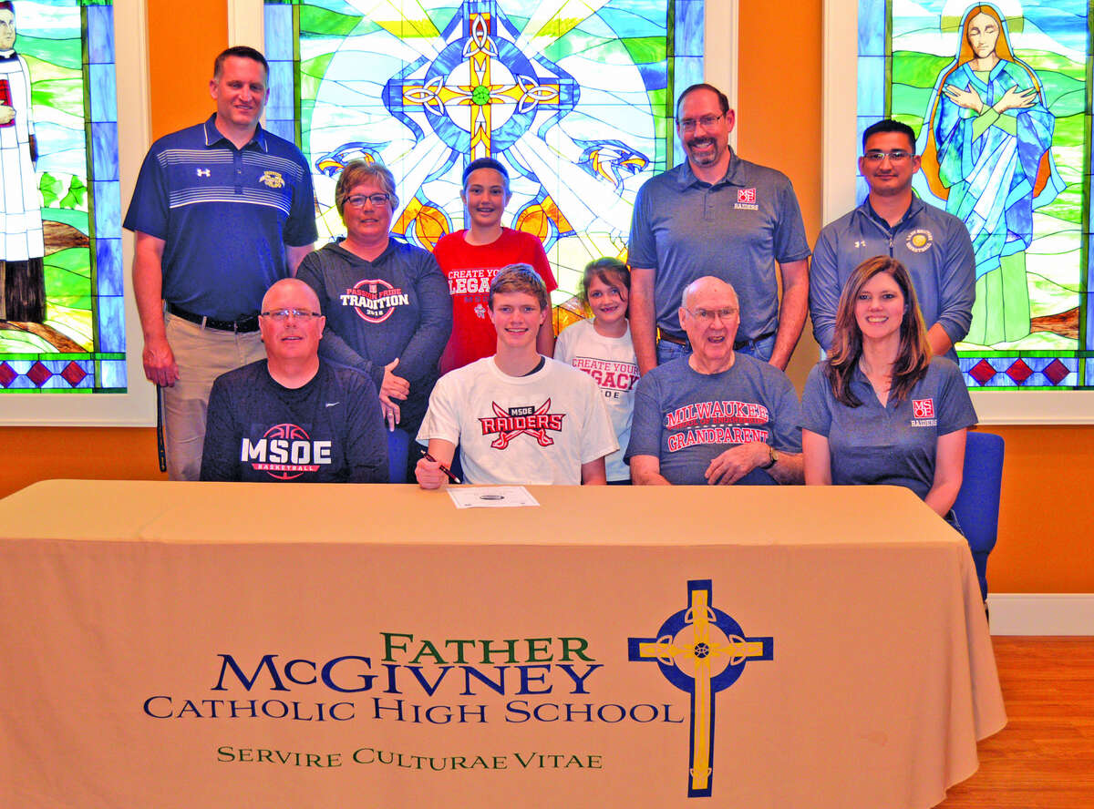 BOYS' BASKETBALL: Griffins' Shumate to play for Milwaukee School of ...