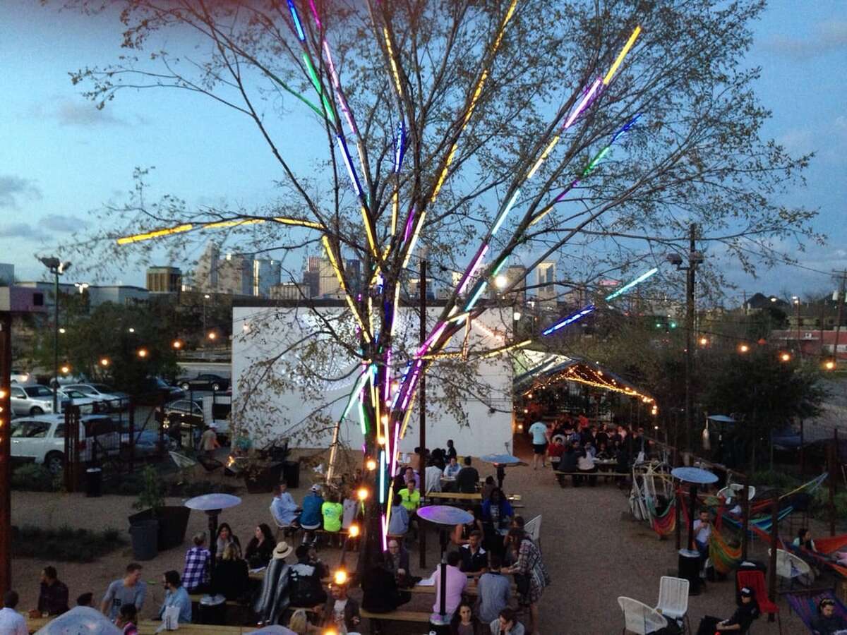 Houston's best Midtown bars, according to Yelp